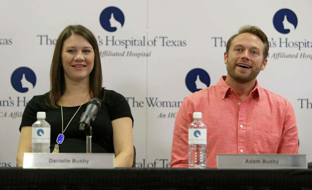 TLC premieres reality show about Houston-area female quintuplets