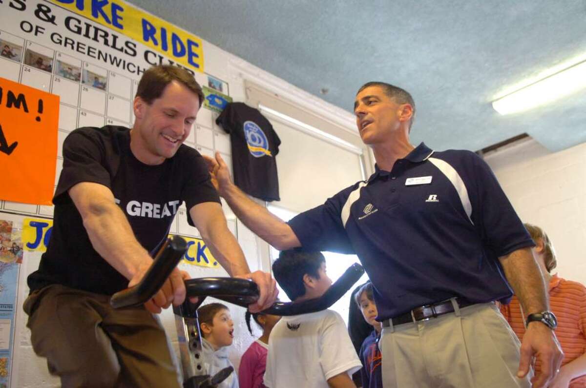 Himes hits fitness circuit to tout effect of stimulus package