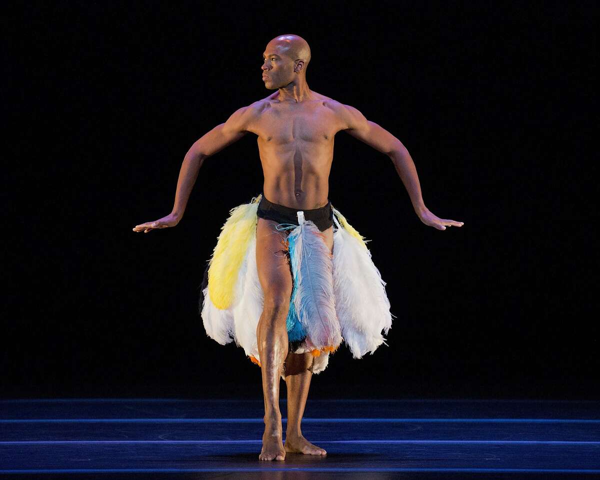 Robert Moses brings a new spirit to Alvin Ailey dancers