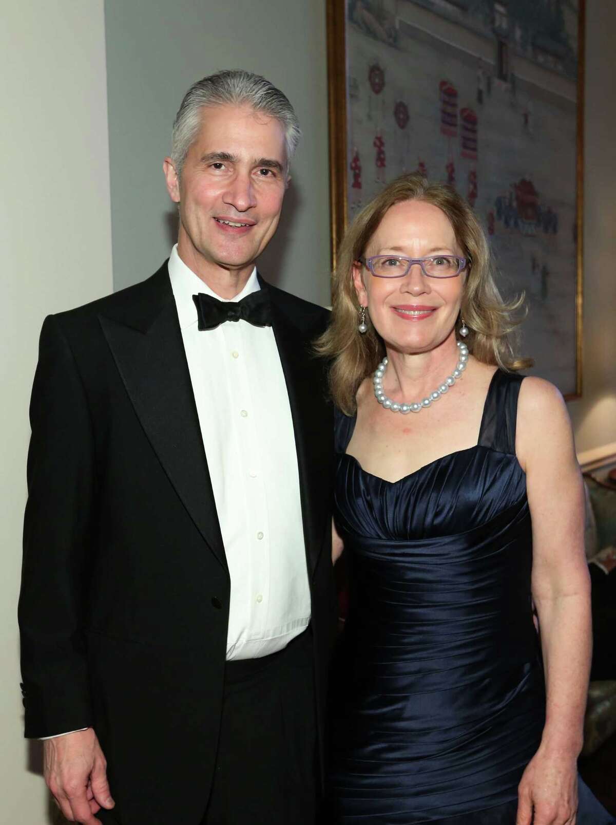 L.E., Virgina Simmons honored at Baker Institute dinner