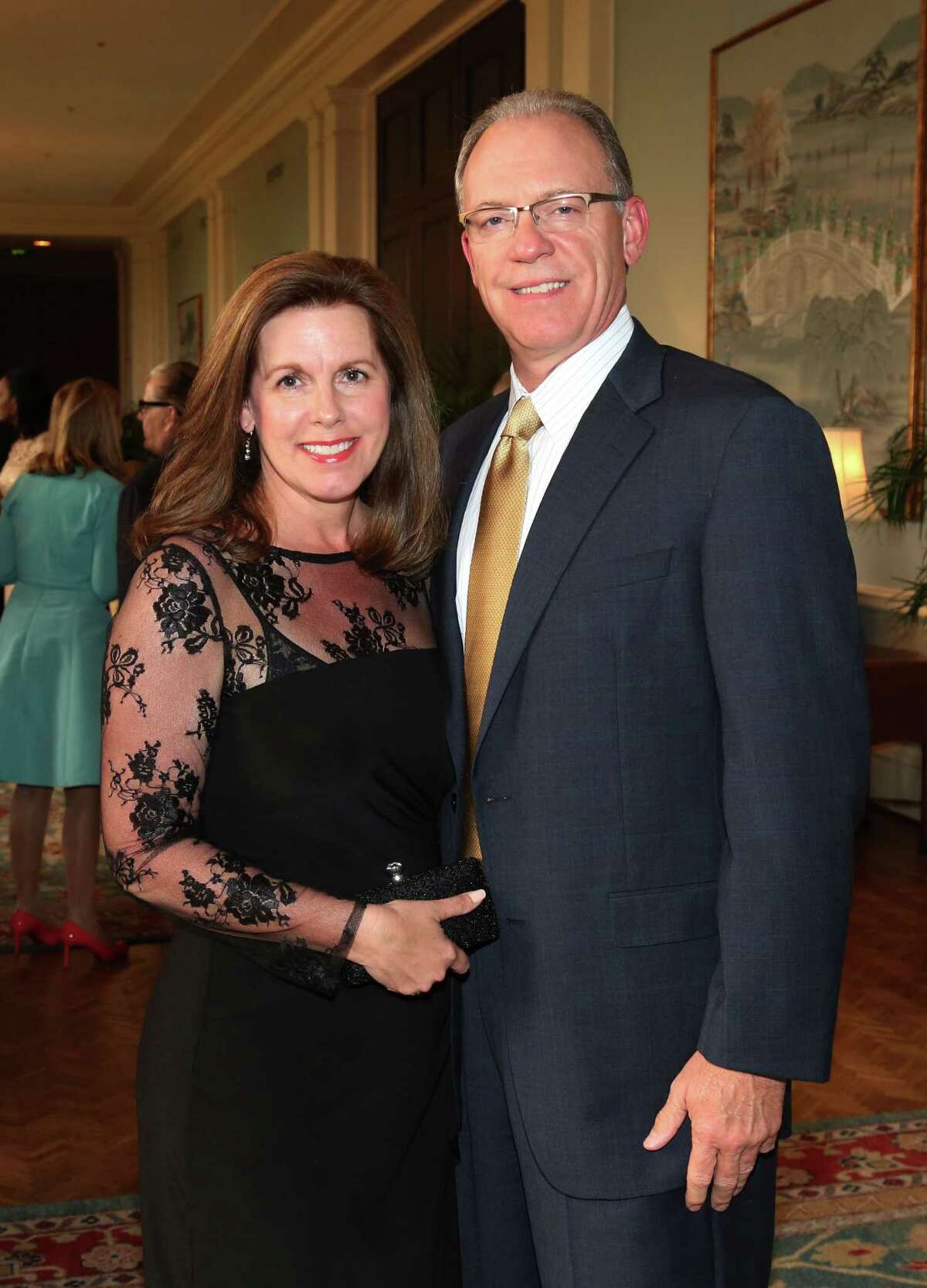 Brookwood's Indian-themed gala raises record-breaking $860,000