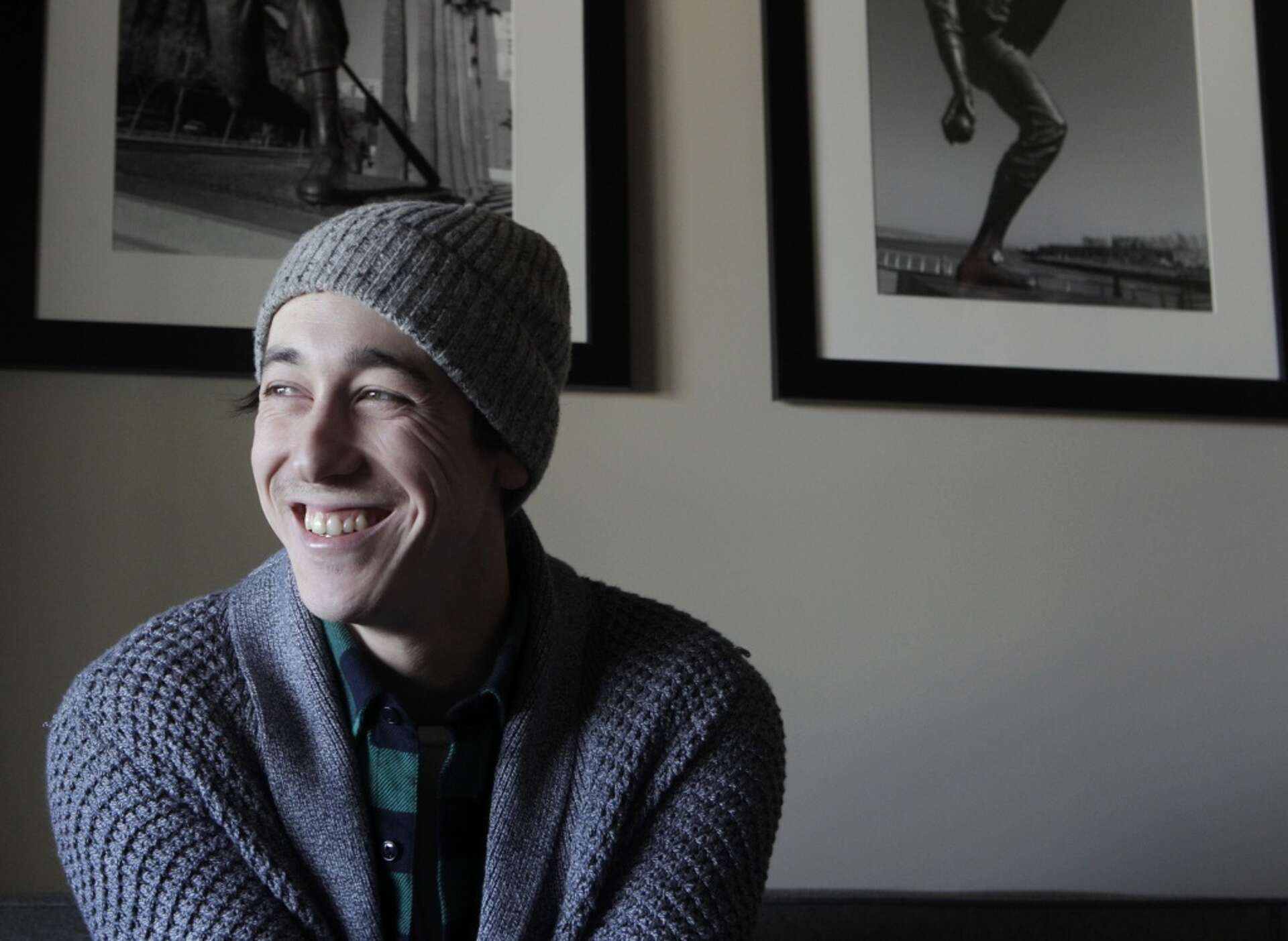 Tim Lincecum joins Rangers with new contract, heavy heart