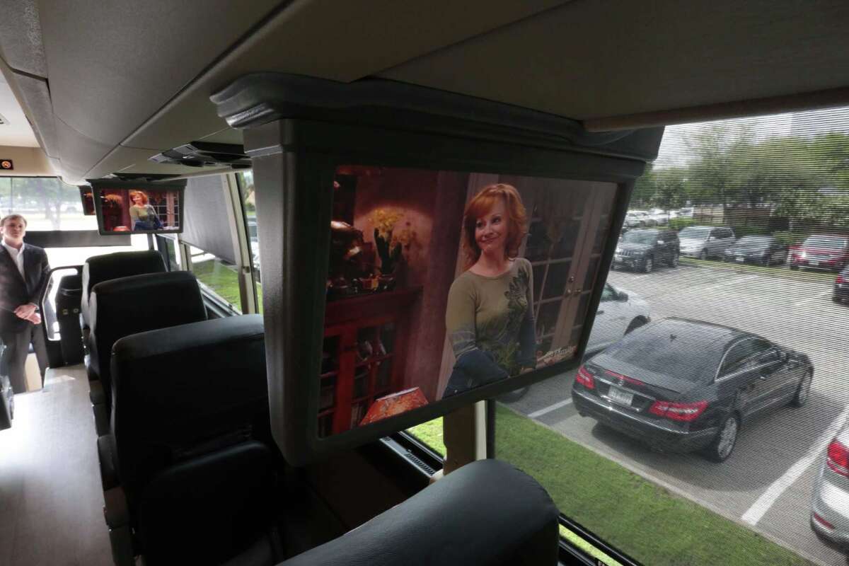 Luxury bus service aims to meet growing Houston-Dallas travel demand