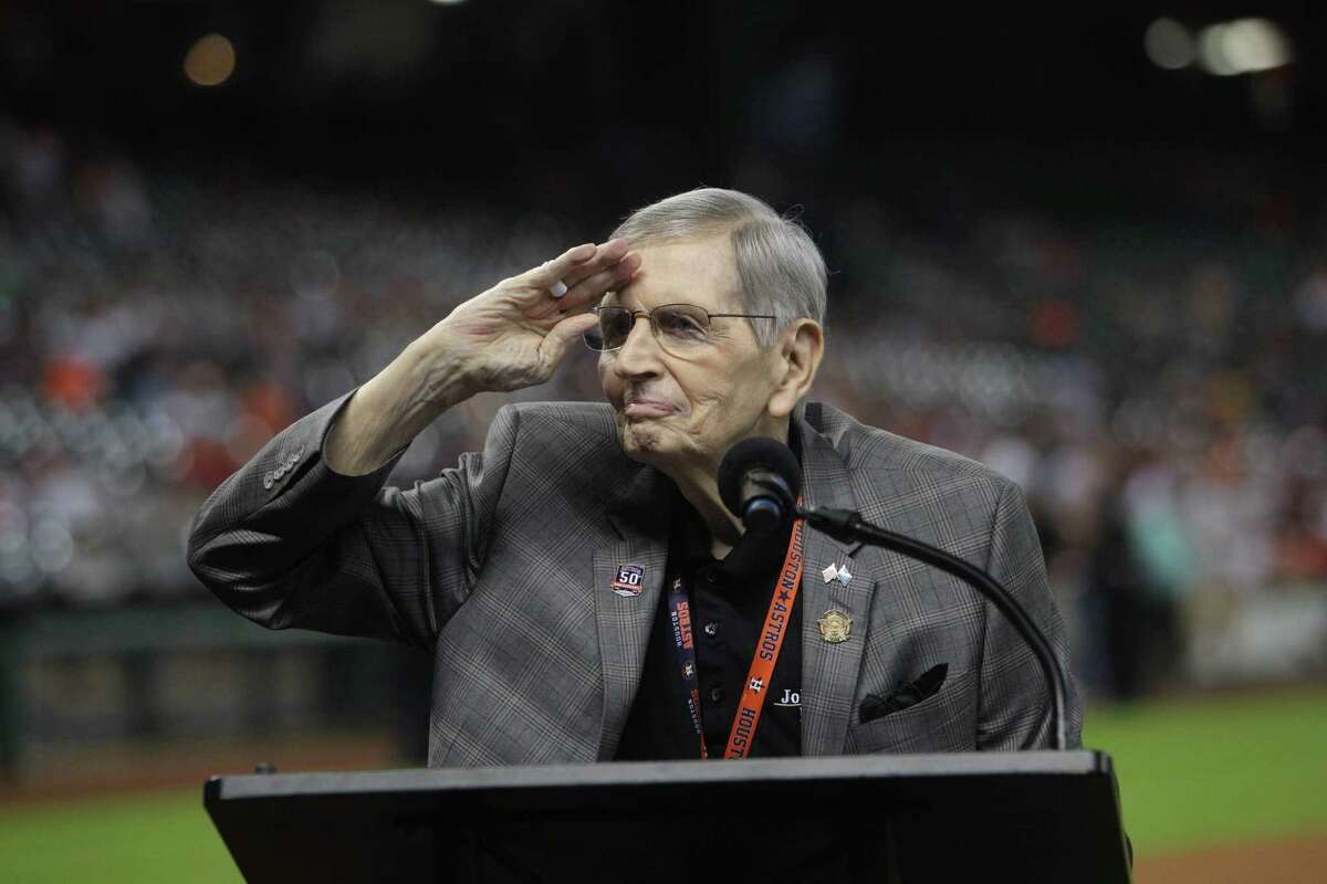 Former Astros broadcaster Milo Hamilton dies