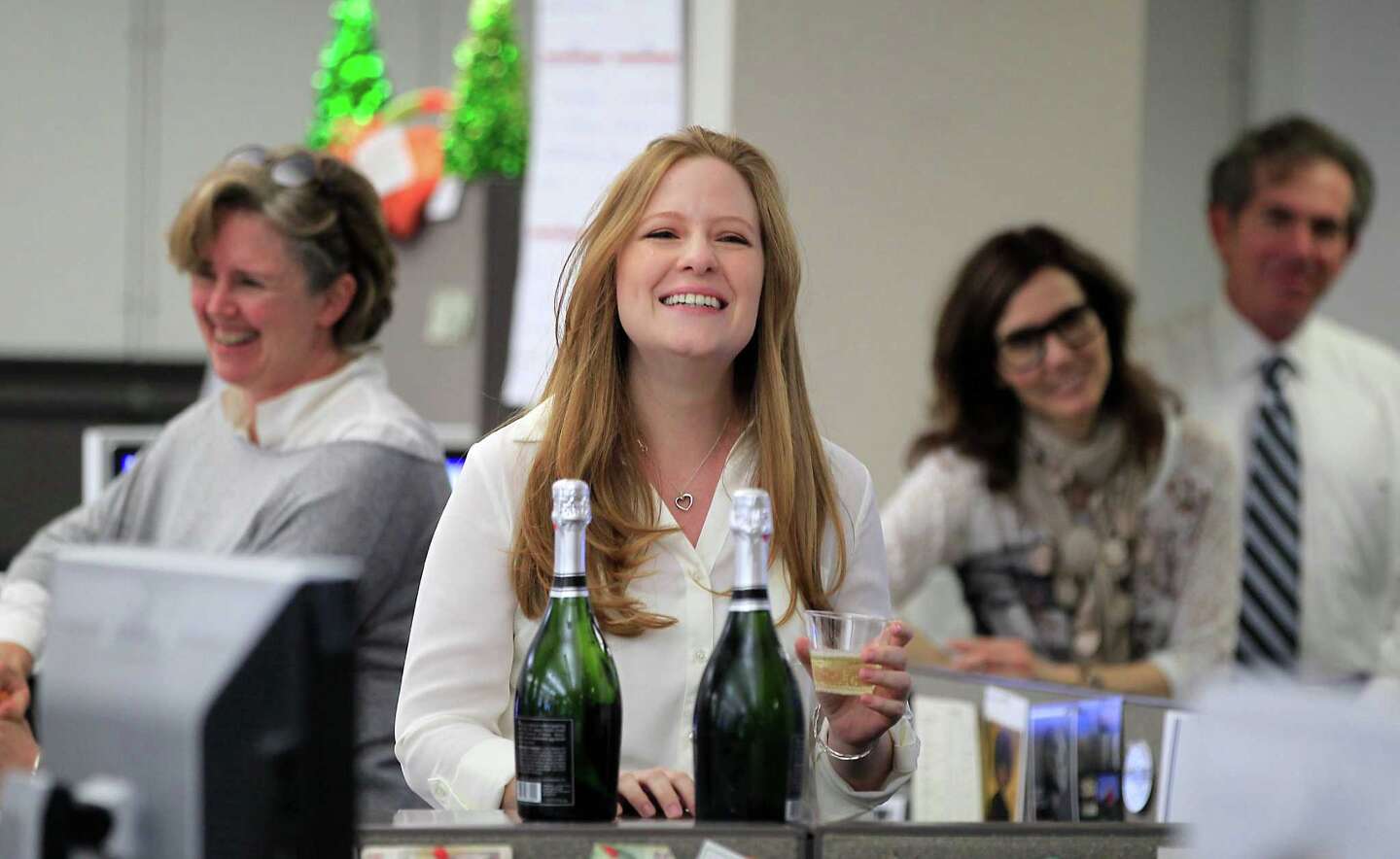 Chronicle's Falkenberg wins Pulitzer for Commentary