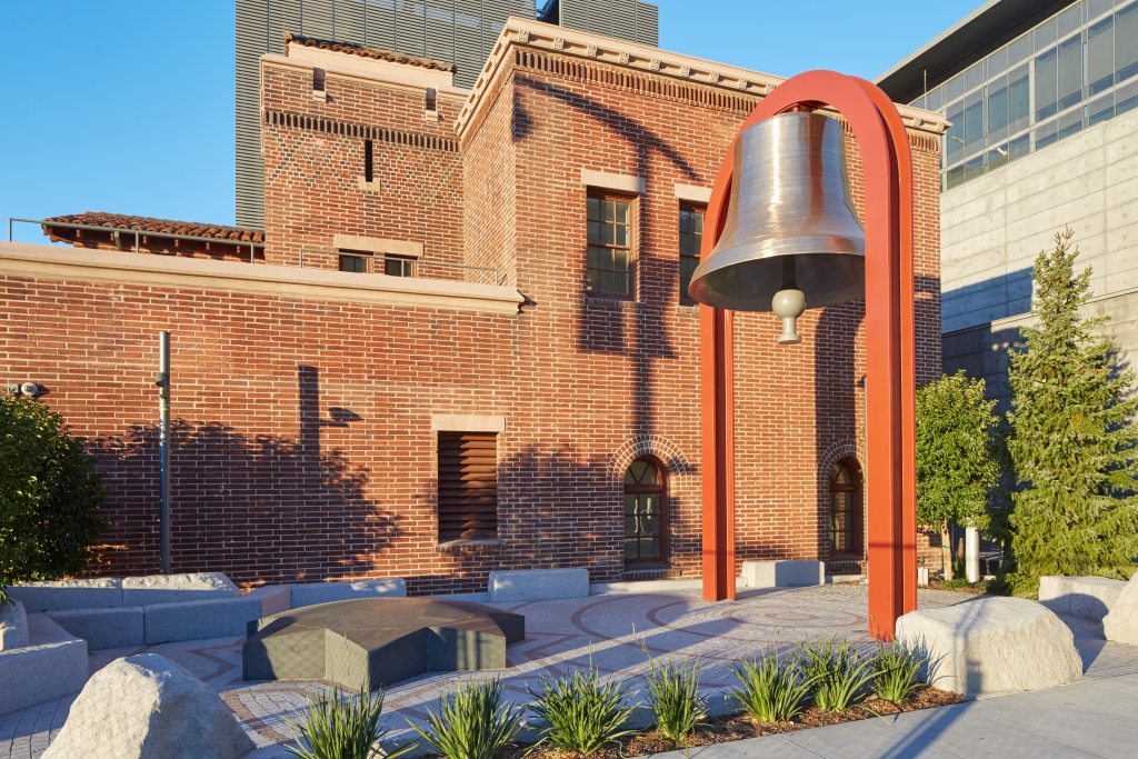 San Francisco’s new bell says that all is well