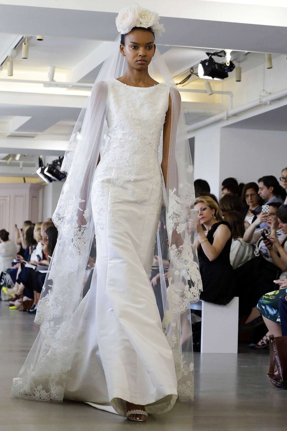 Elegant gowns and top trends at Bridal Fashion Week