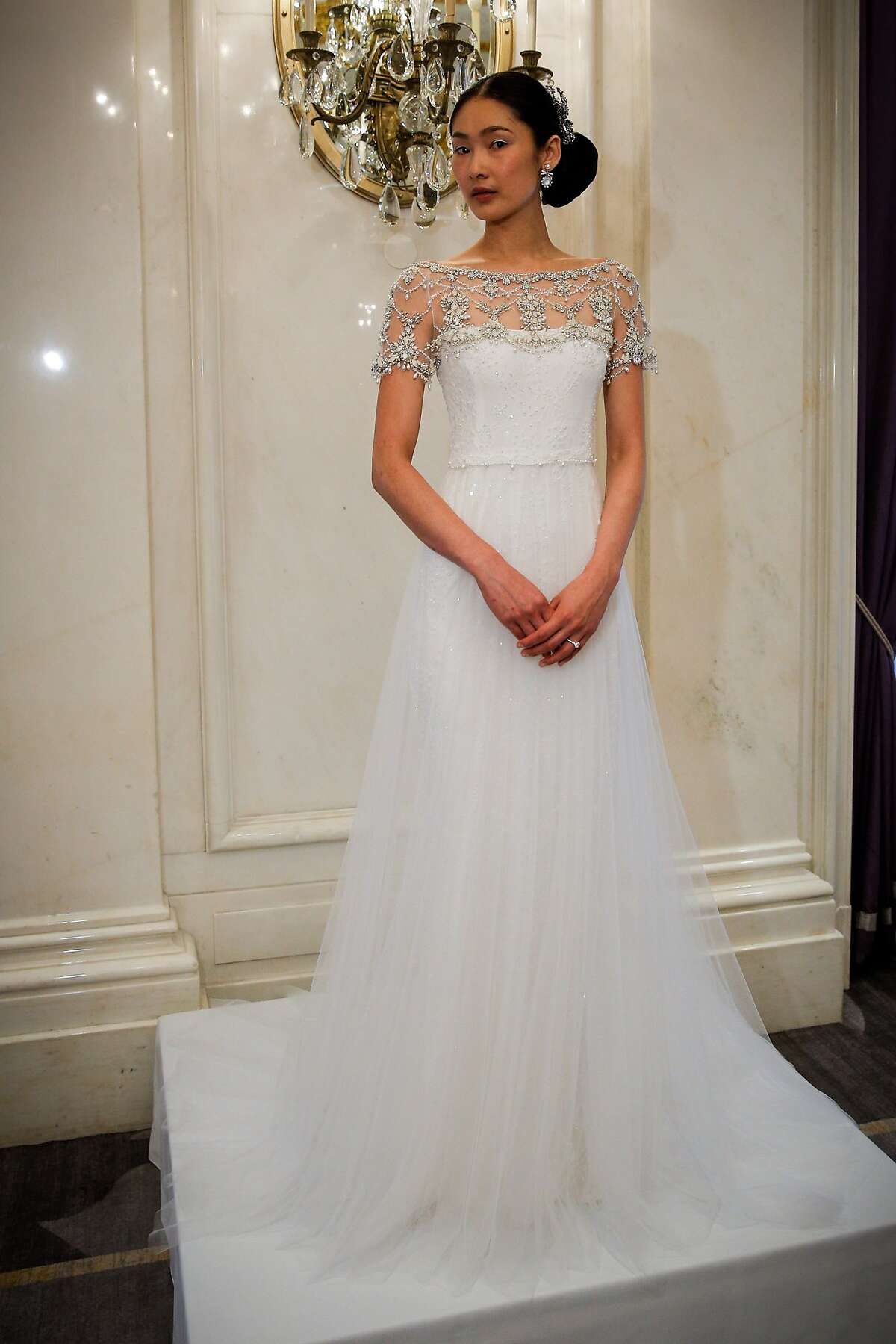 Elegant gowns and top trends at Bridal Fashion Week