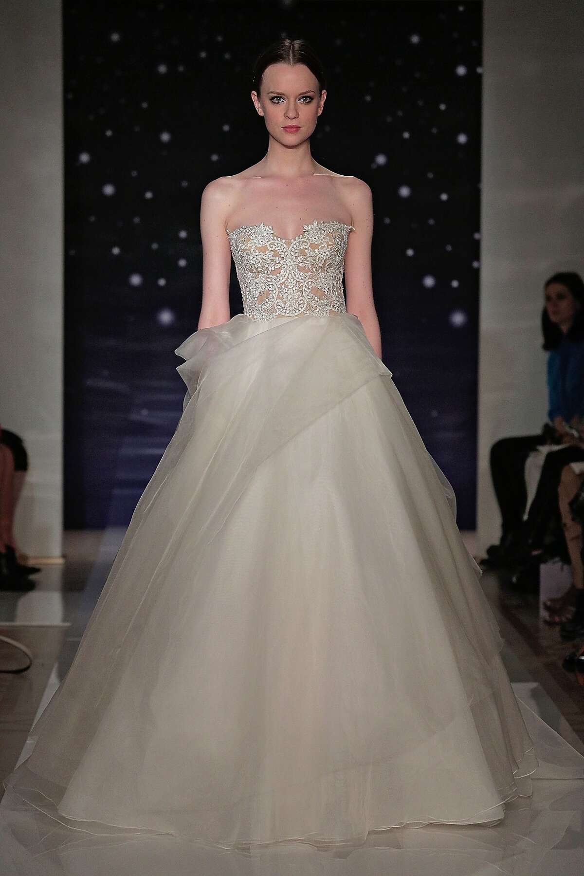 Elegant gowns and top trends at Bridal Fashion Week