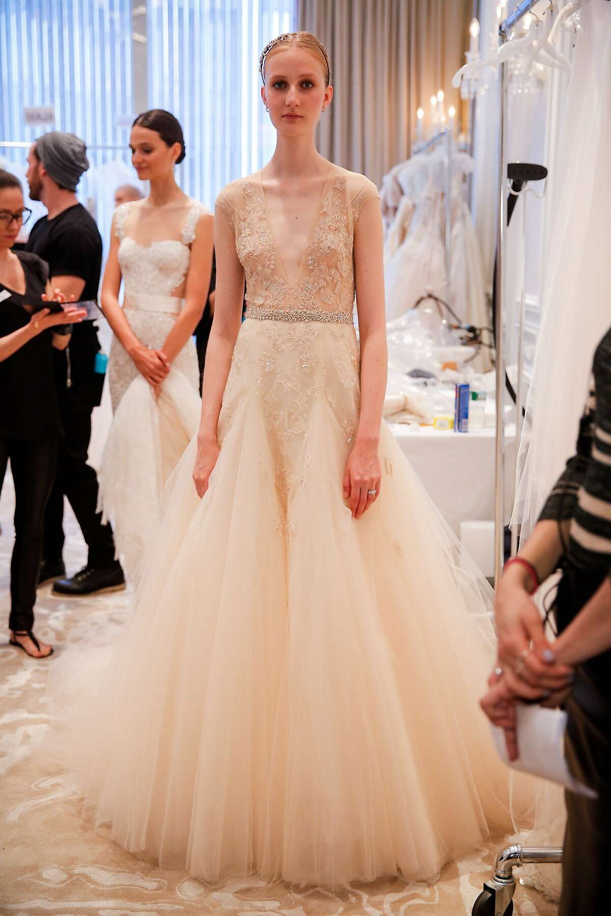Elegant gowns and top trends at Bridal Fashion Week