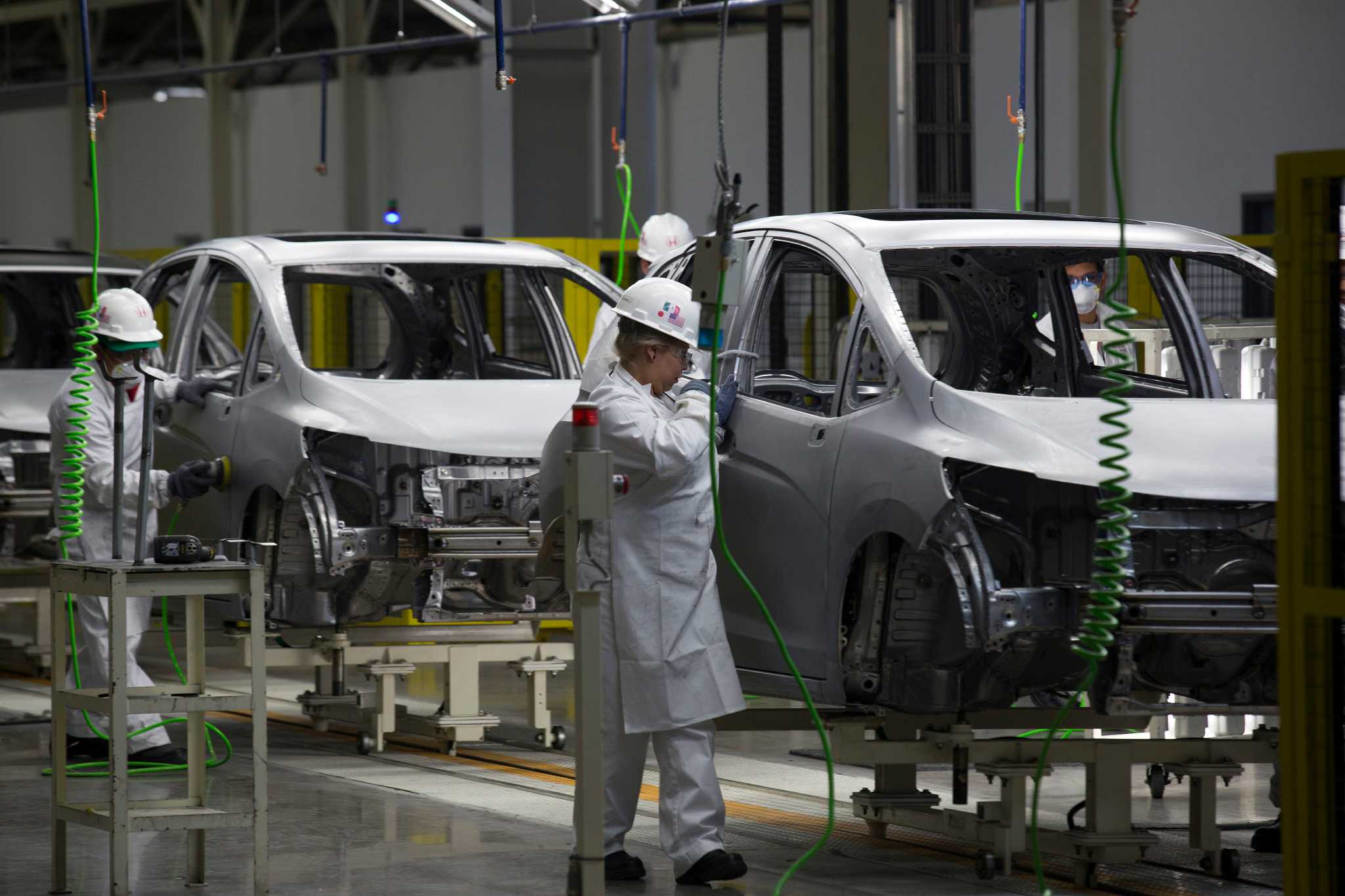 Despite losing Ford Focus to China, Mexico's auto industry is booming
