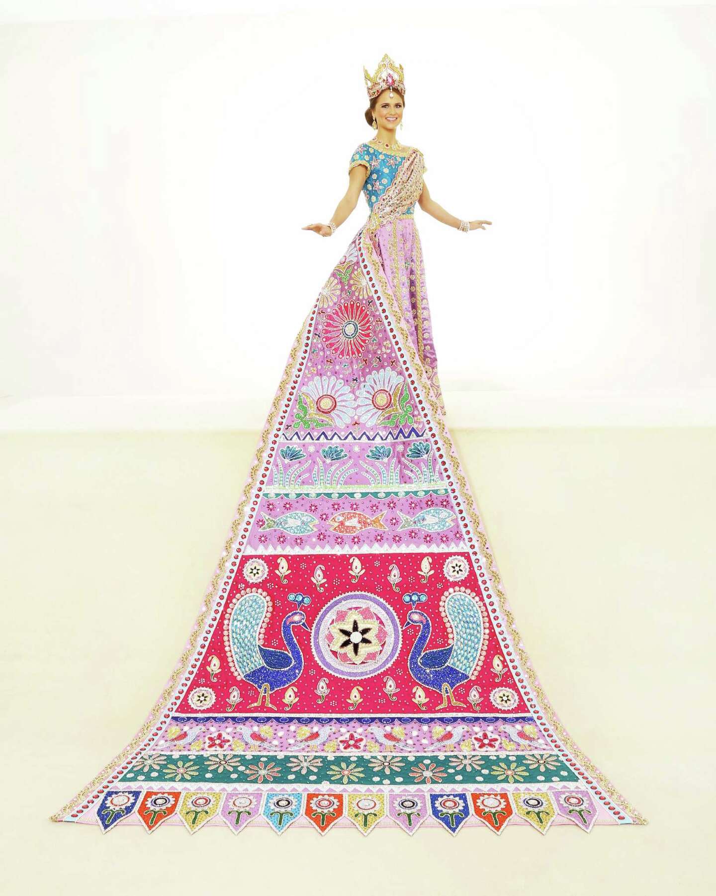 Fiesta Coronation’s jaw-dropping dresses and trains