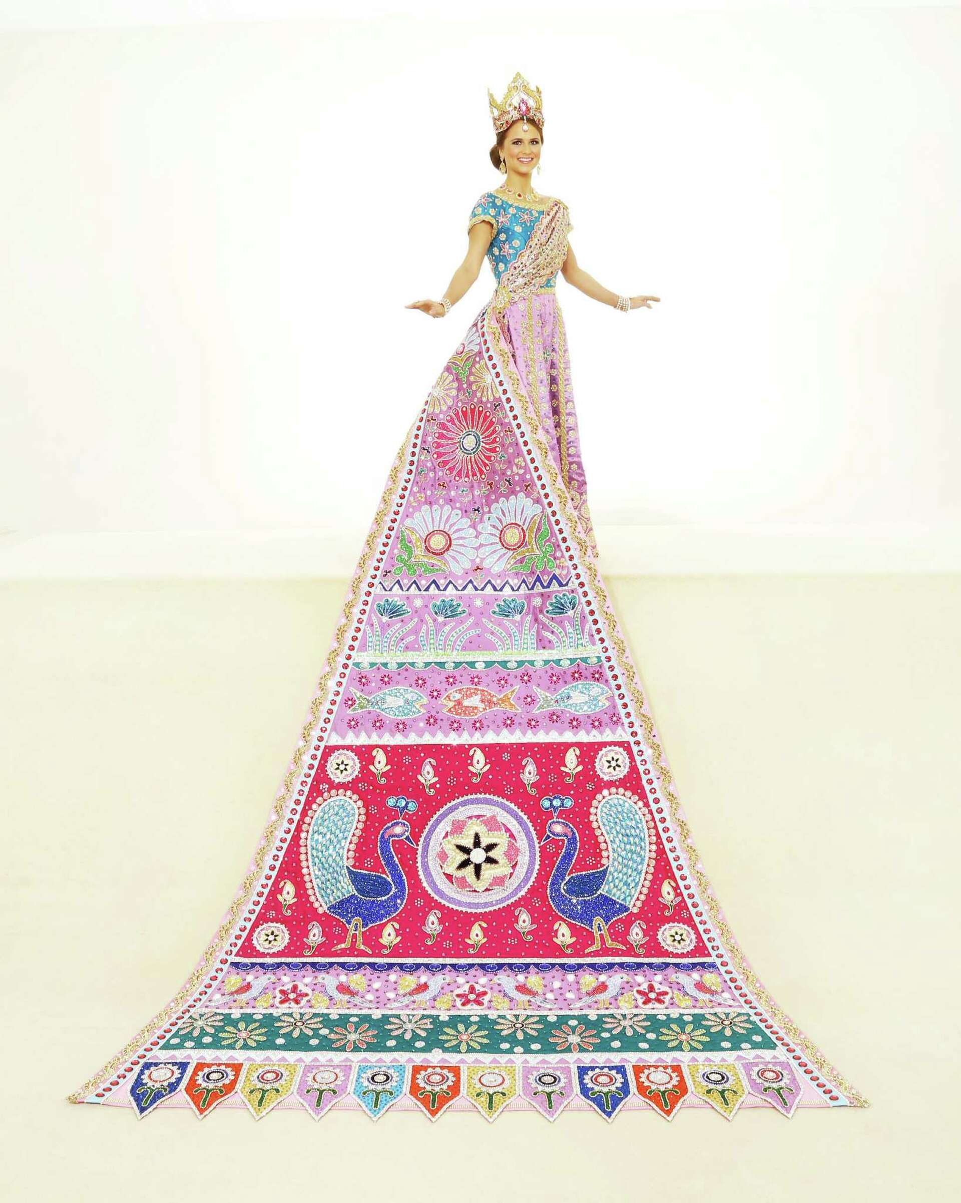 Fiesta Coronation’s jaw-dropping dresses and trains