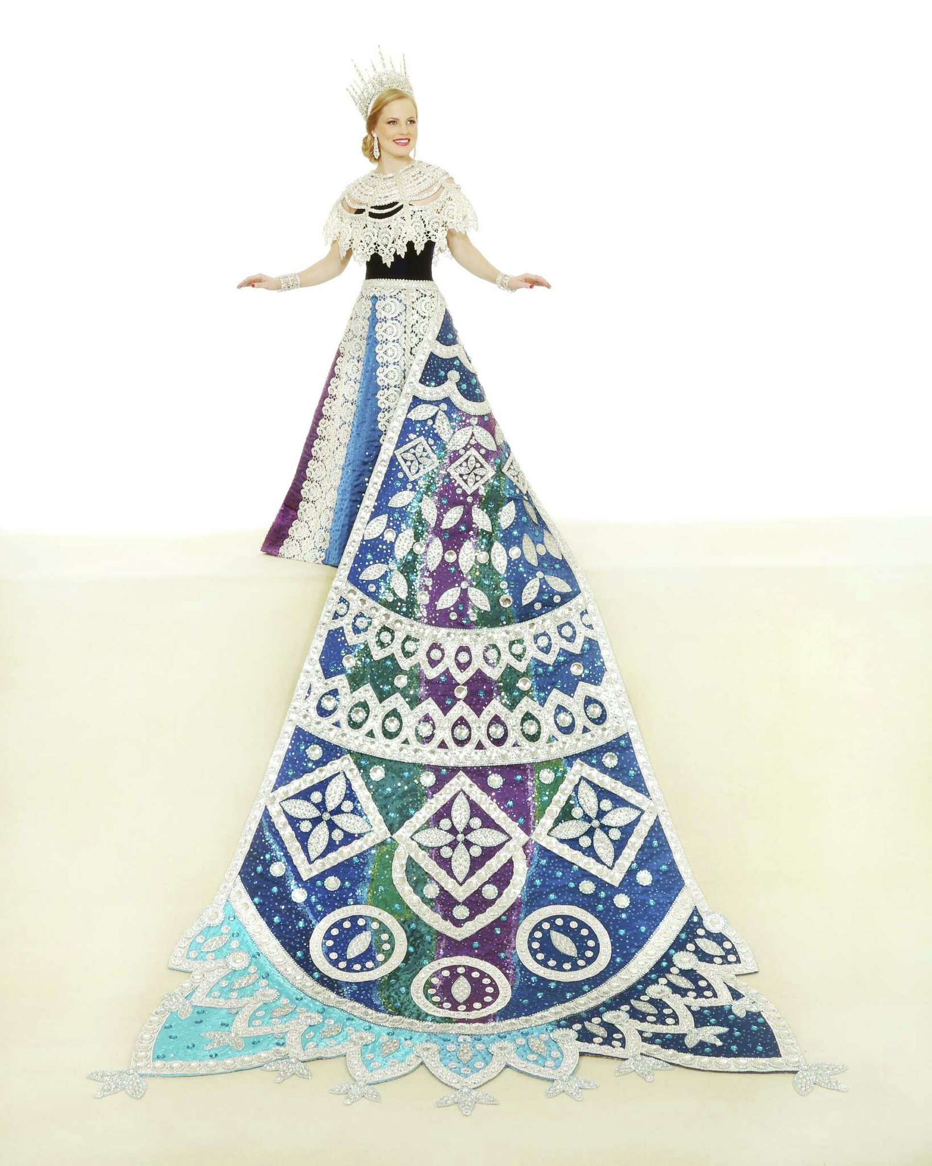 Fiesta Coronation’s jaw-dropping dresses and trains