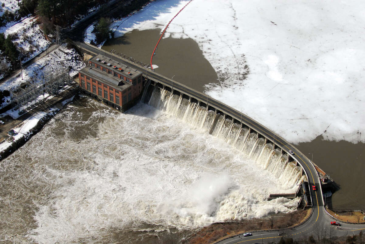 Stevenson Dam repairs require road closure