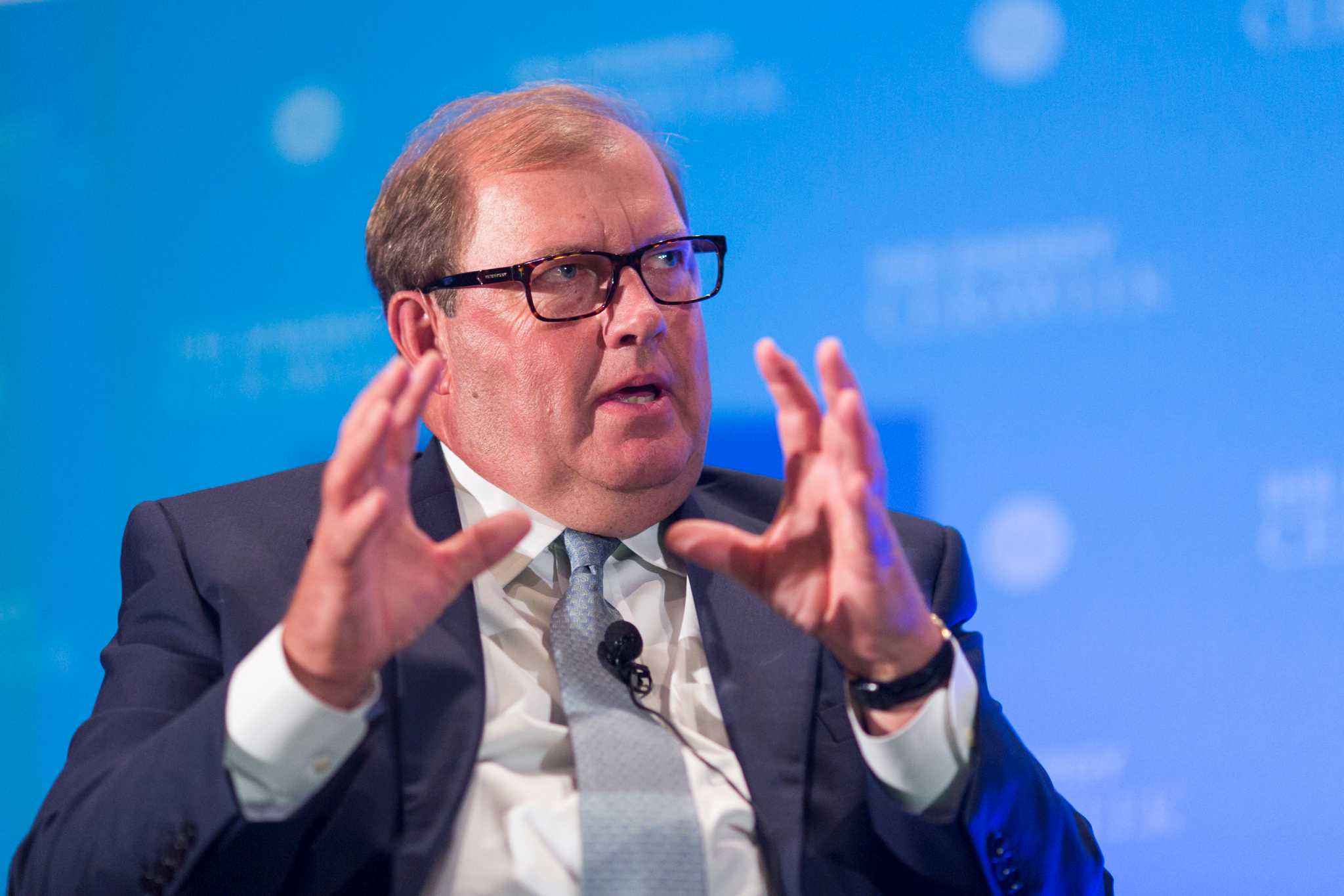 Leaders say refiners need better infrastructure, clear rules