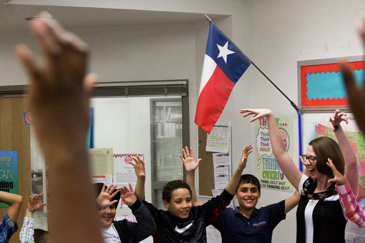 Alley Theatre offers way to mix STEM lessons, arts methods