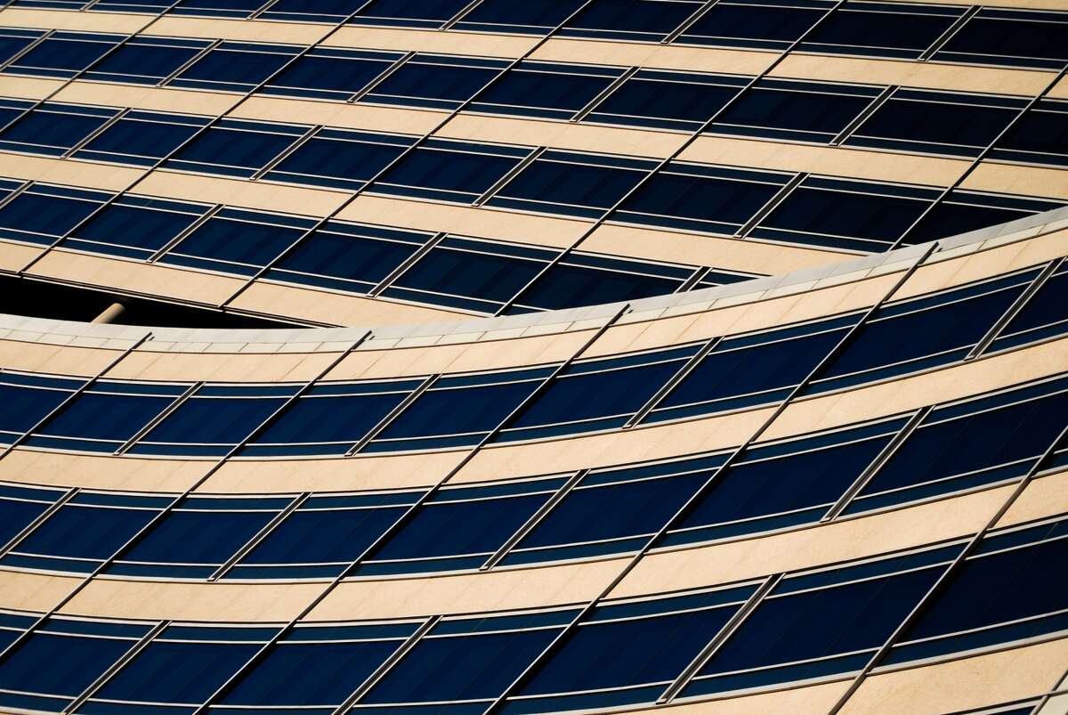 Photographer takes dazzling close-ups of skyscrapers