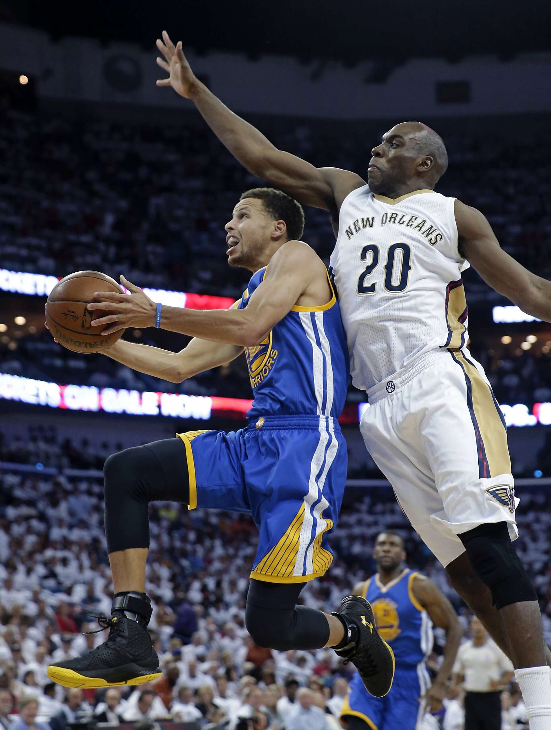 Warriors complete sweep in New Orleans