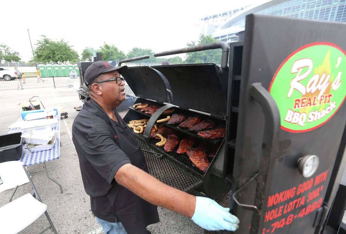 Houston's top BBQ names pass on meaty knowledge to aspiring pitmasters