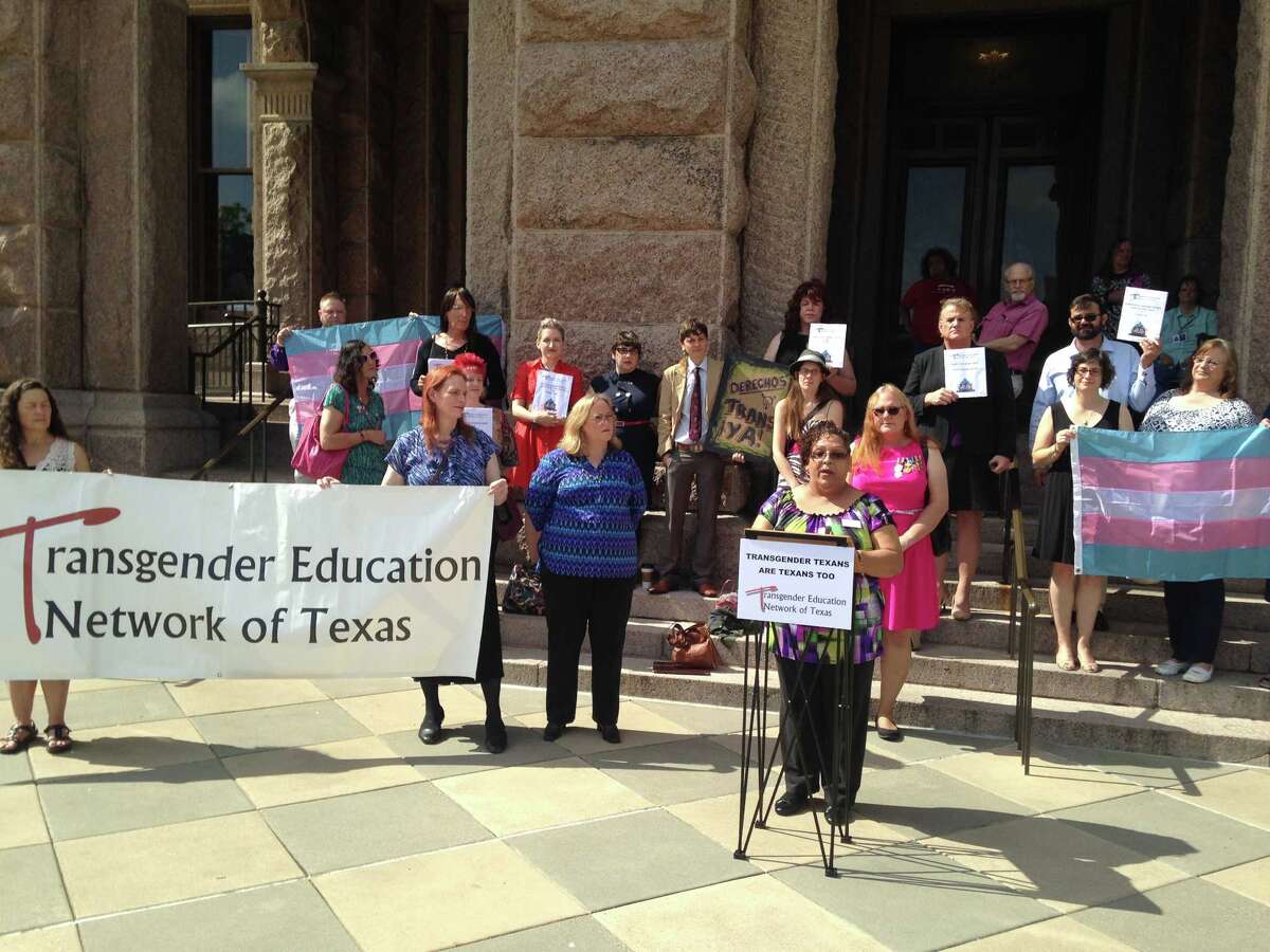 Should the U.S. Census expand gender options beyond 'male' and 'female'?