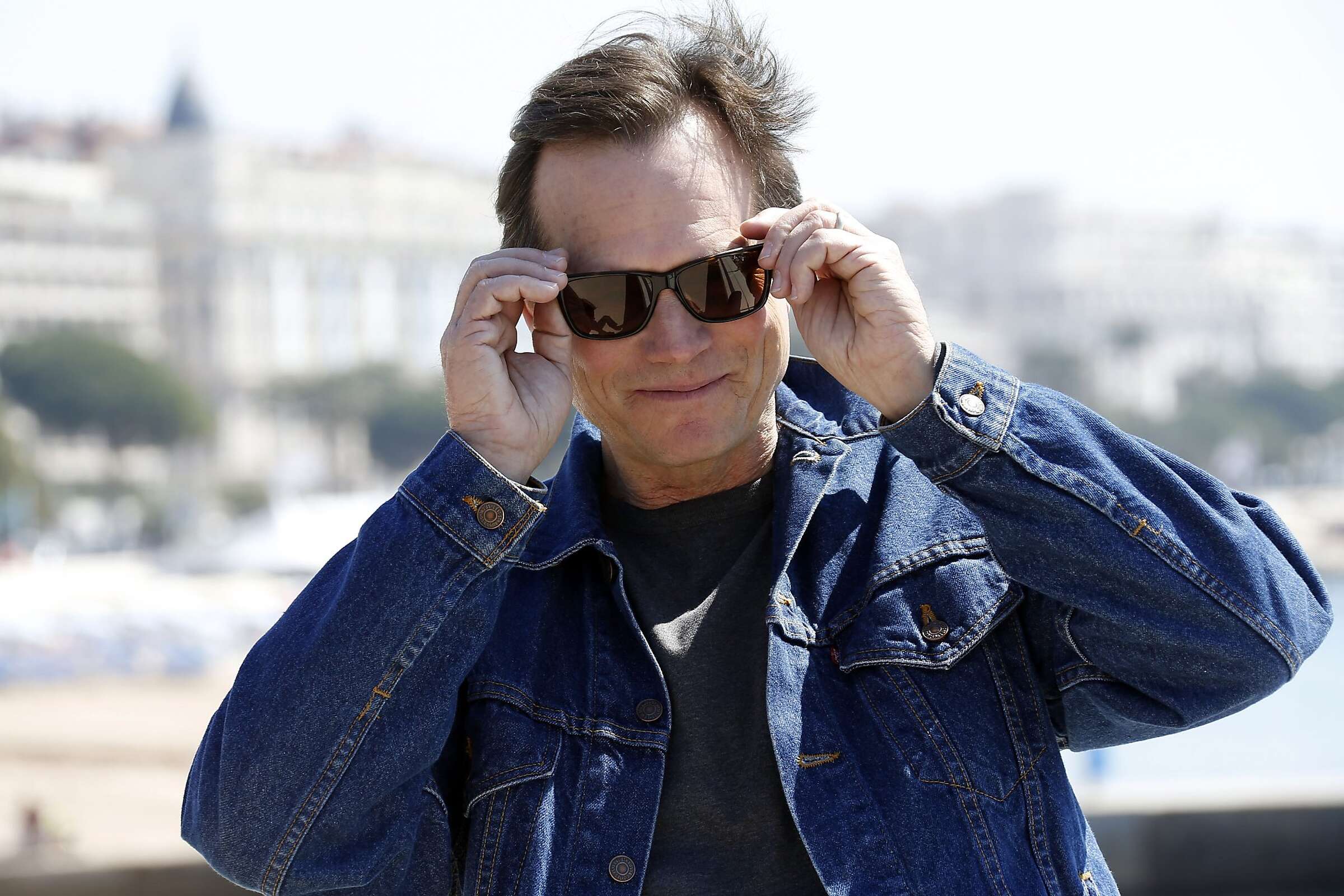 Actor Bill Paxton dies at 61