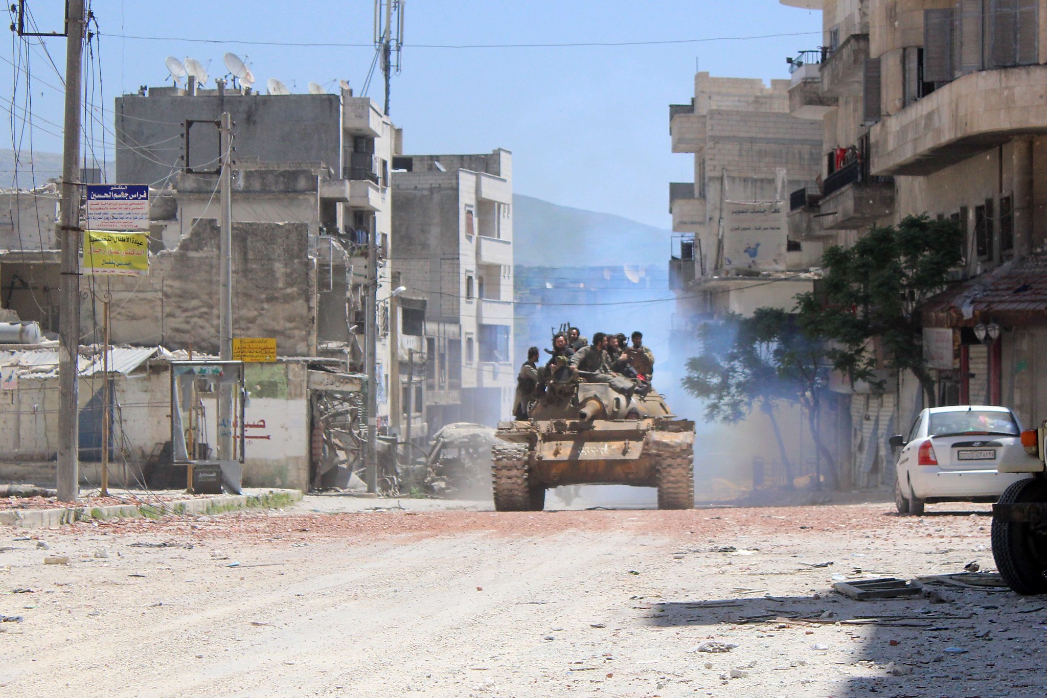 Syrian insurgents capture military base