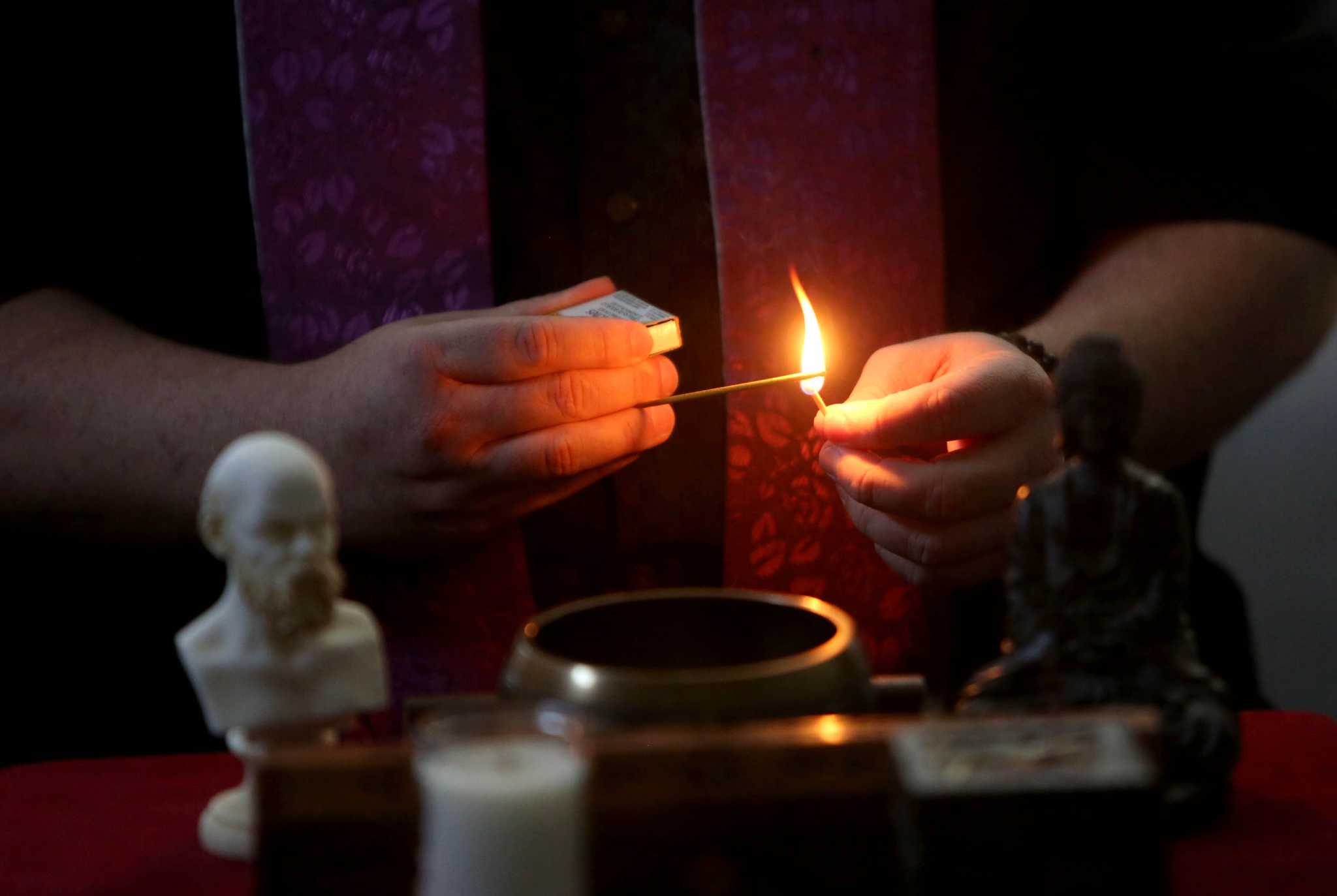 Houston group blends secular world view with contemplative practices in ...