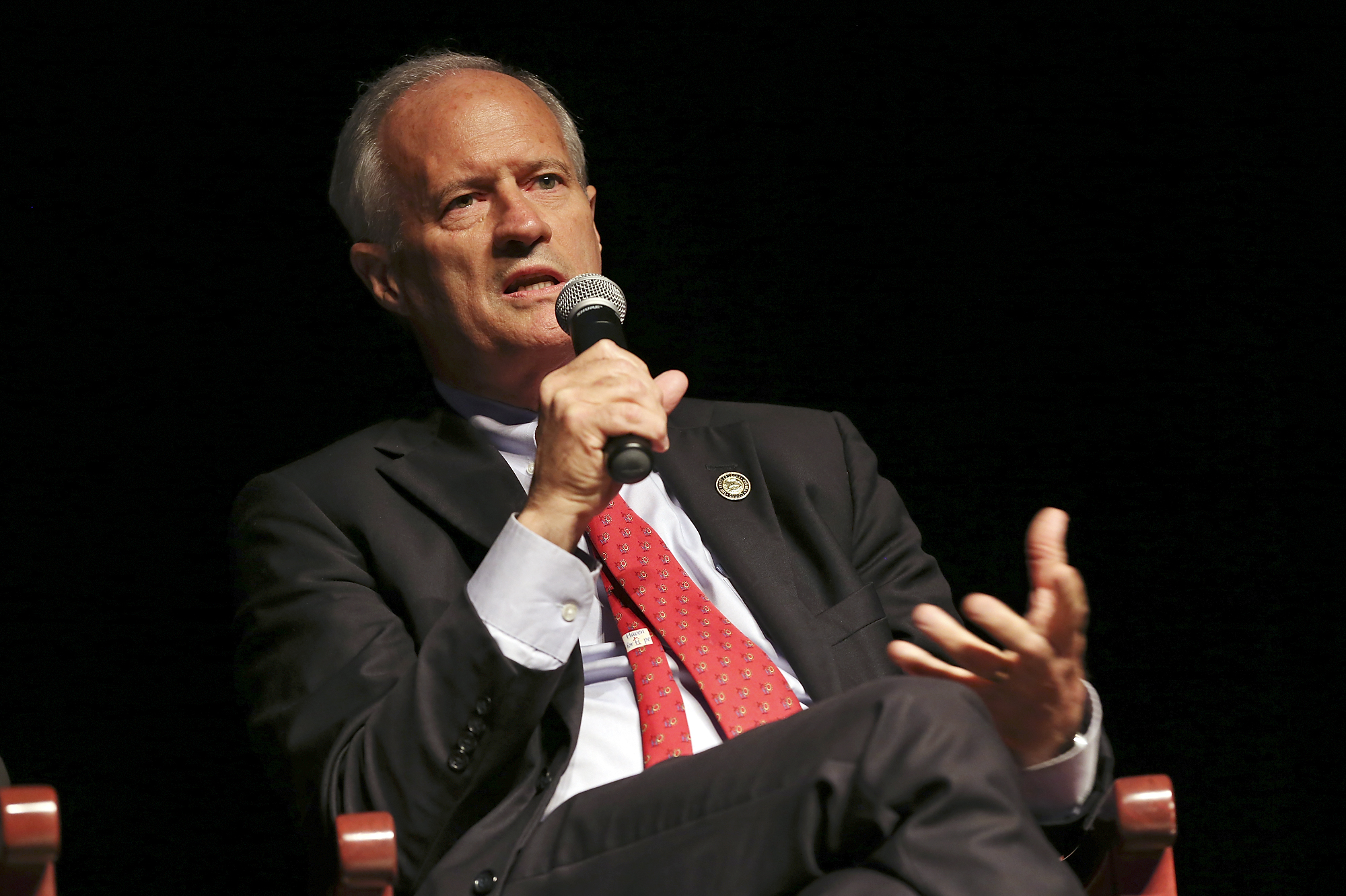 Adkisson releases private emails and settles lawsuit