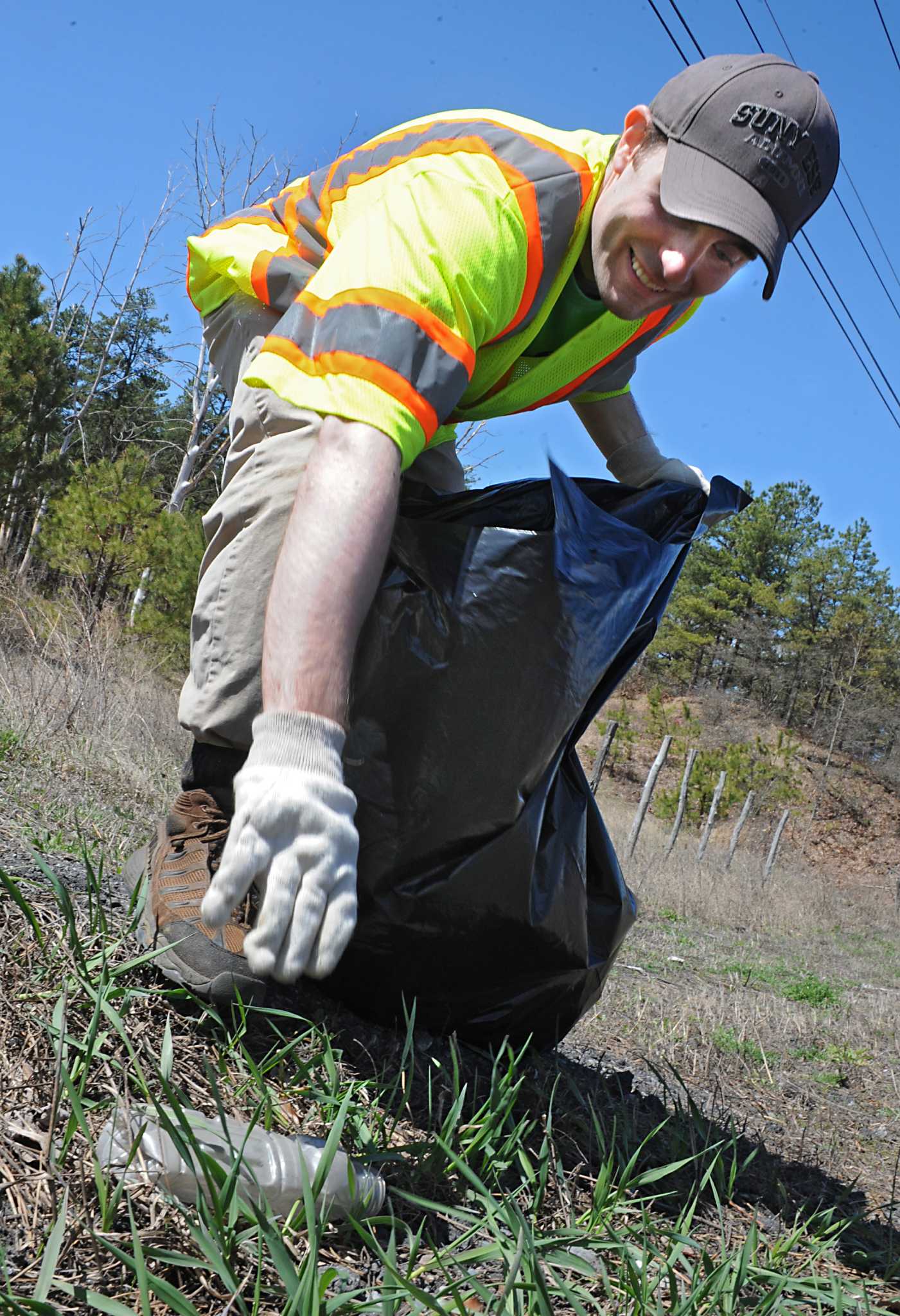 Photos: Earth Day cleanup