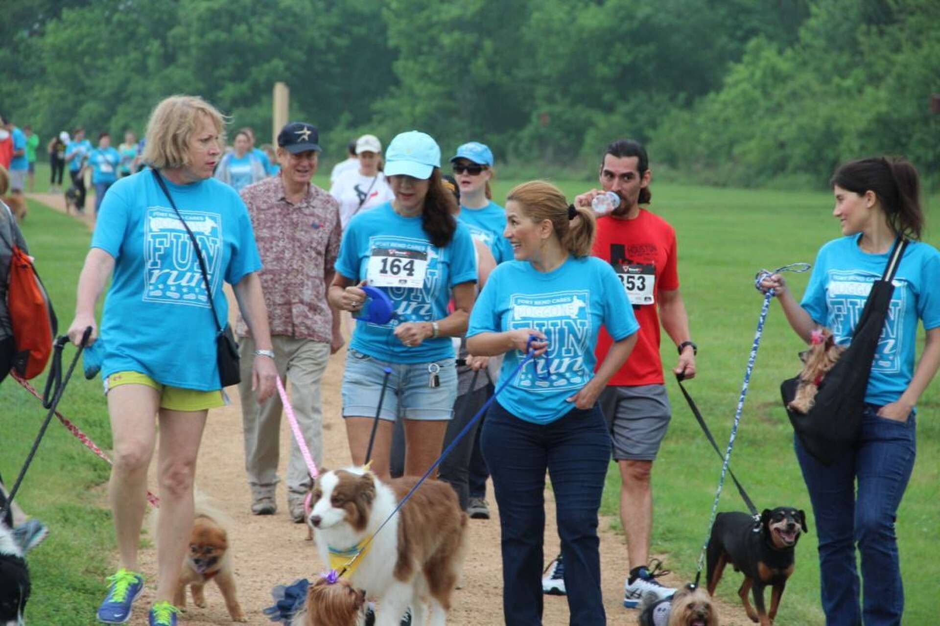 Organizers call Doggone Fun Run 'pawsitively' perfect
