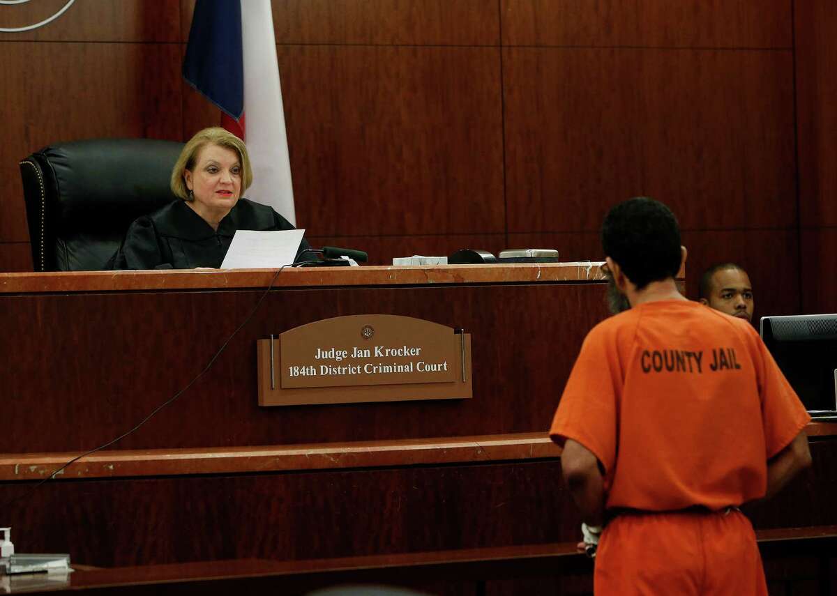 Sheriff's office allows inmate tied to 'honor killing' case to wear hijab