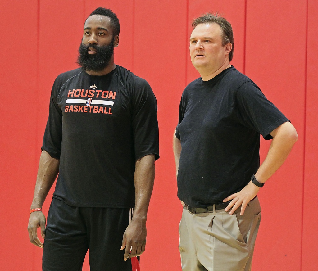 Rockets GM Daryl Morey fires back at James Harden's critics
