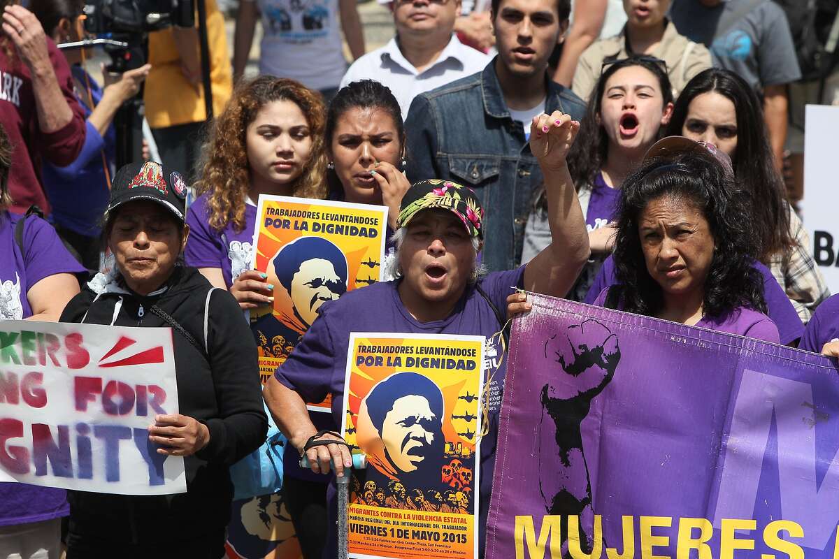 After peaceful day, protests grow rowdy at night in Oakland