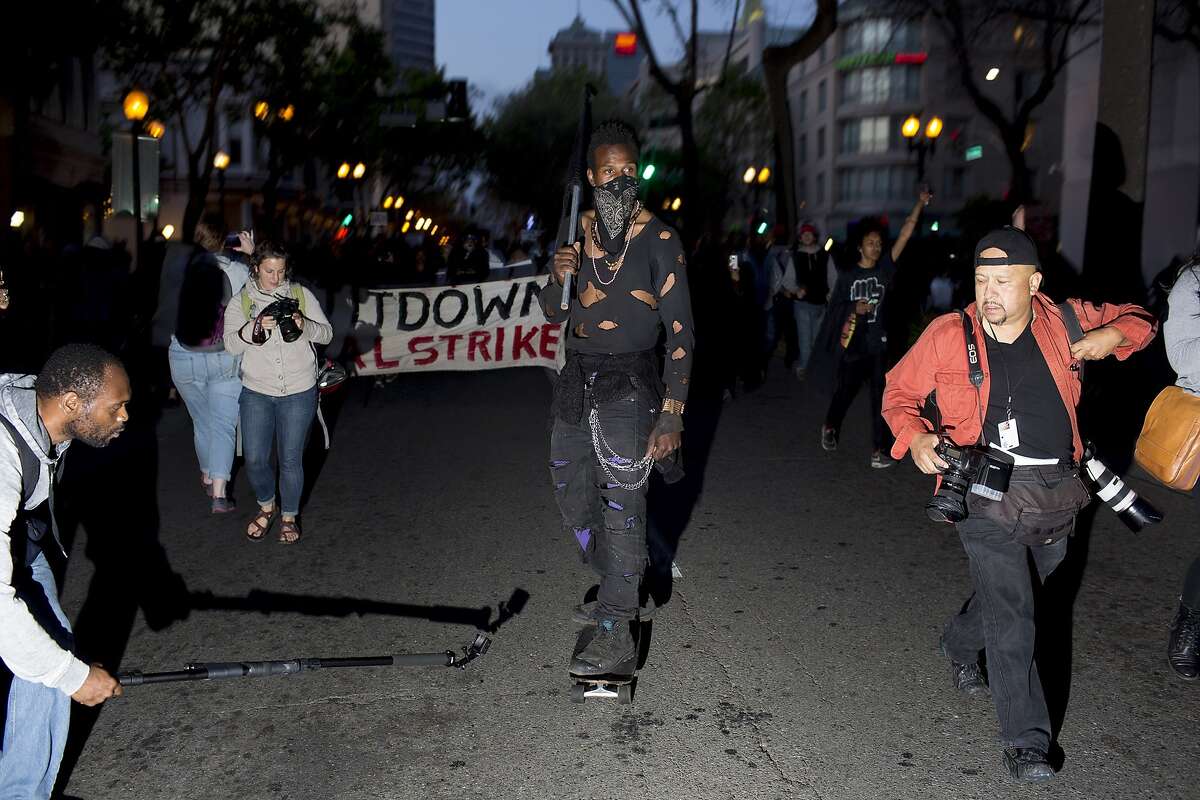 A week after riot, Oakland Auto Row still trashed