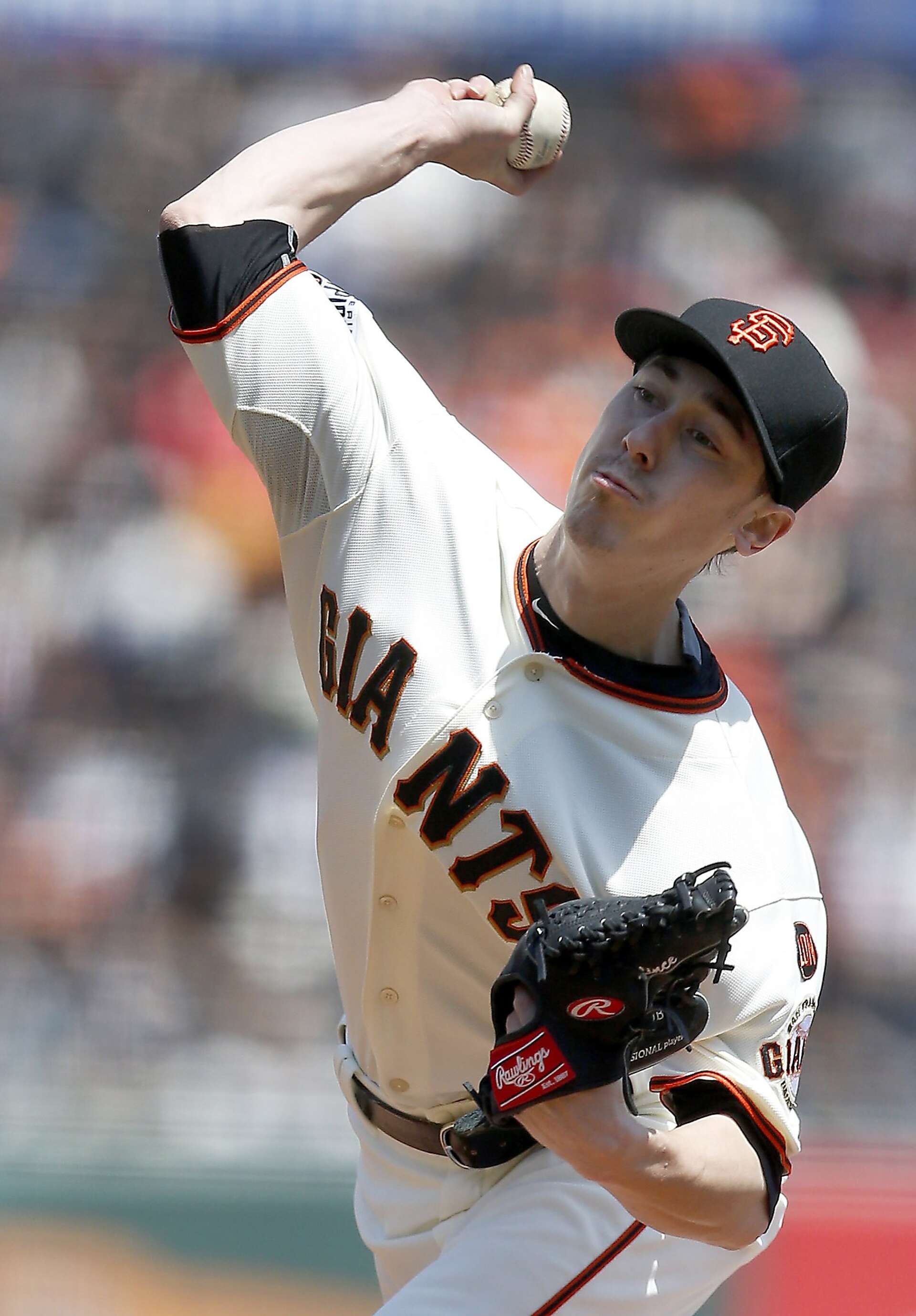 Tim Lincecum pitches Giants to another sweep of L.A.