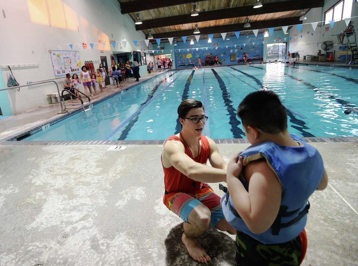 Lifeguard shortage hits SE Texas