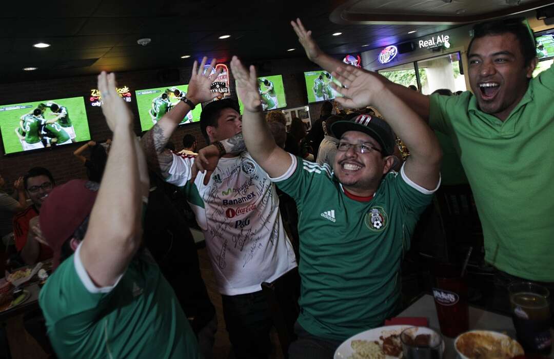 Pluckers expanding with 3 new locations in Houston, Woodlands area