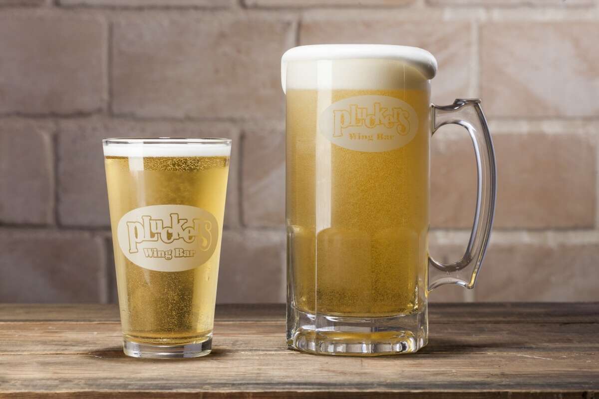Popular Austin-based wings bar Pluckers to expand in Houston
