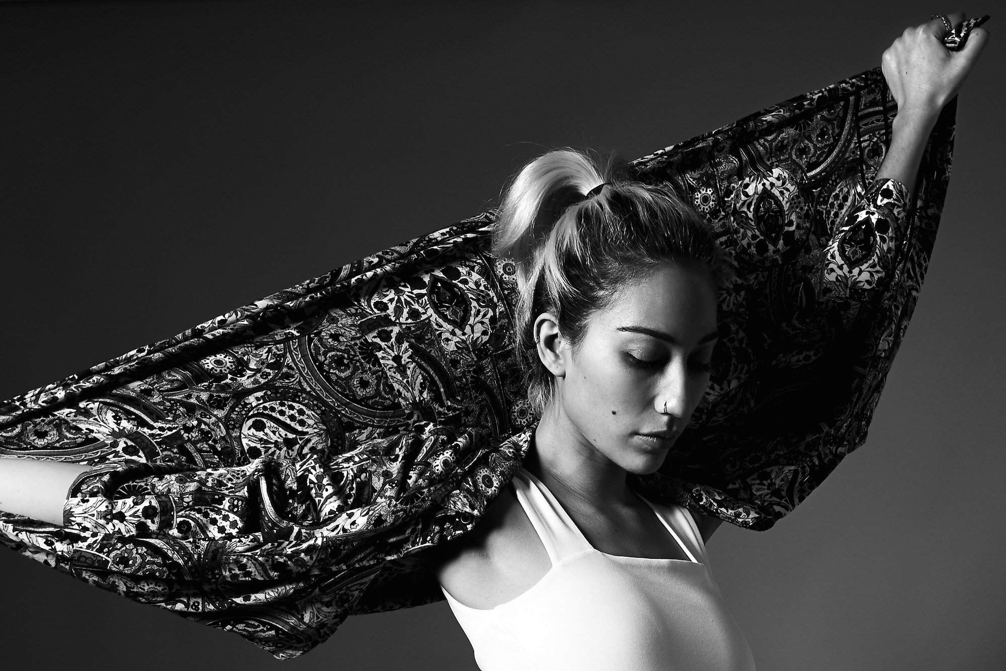 Tei Shi, a musician without a genre, makes her West Coast debut