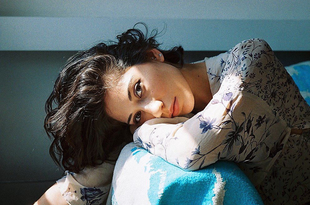 Tei Shi, a musician without a genre, makes her West Coast debut