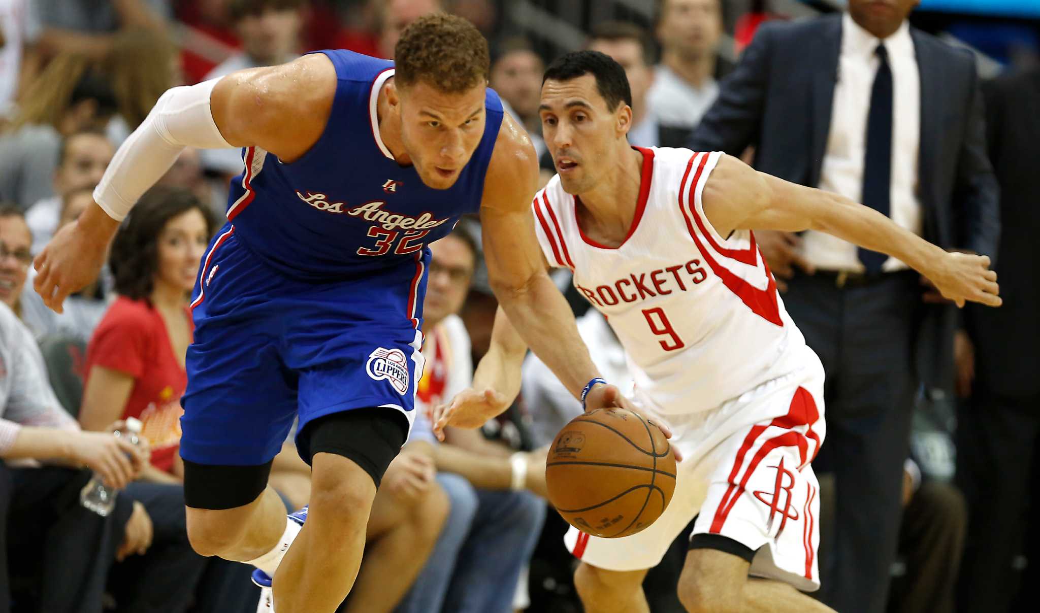 Supporting cast rises to challenge for Clippers