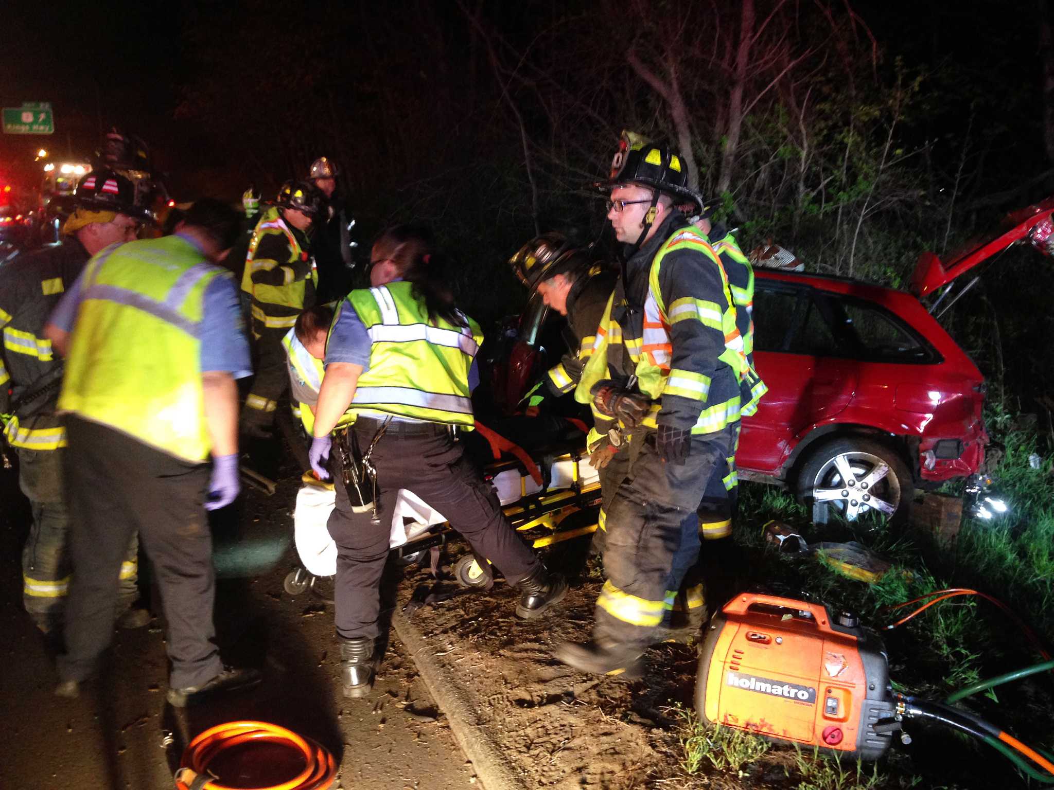 One killed in I-95 crash, another dead in overflow accident