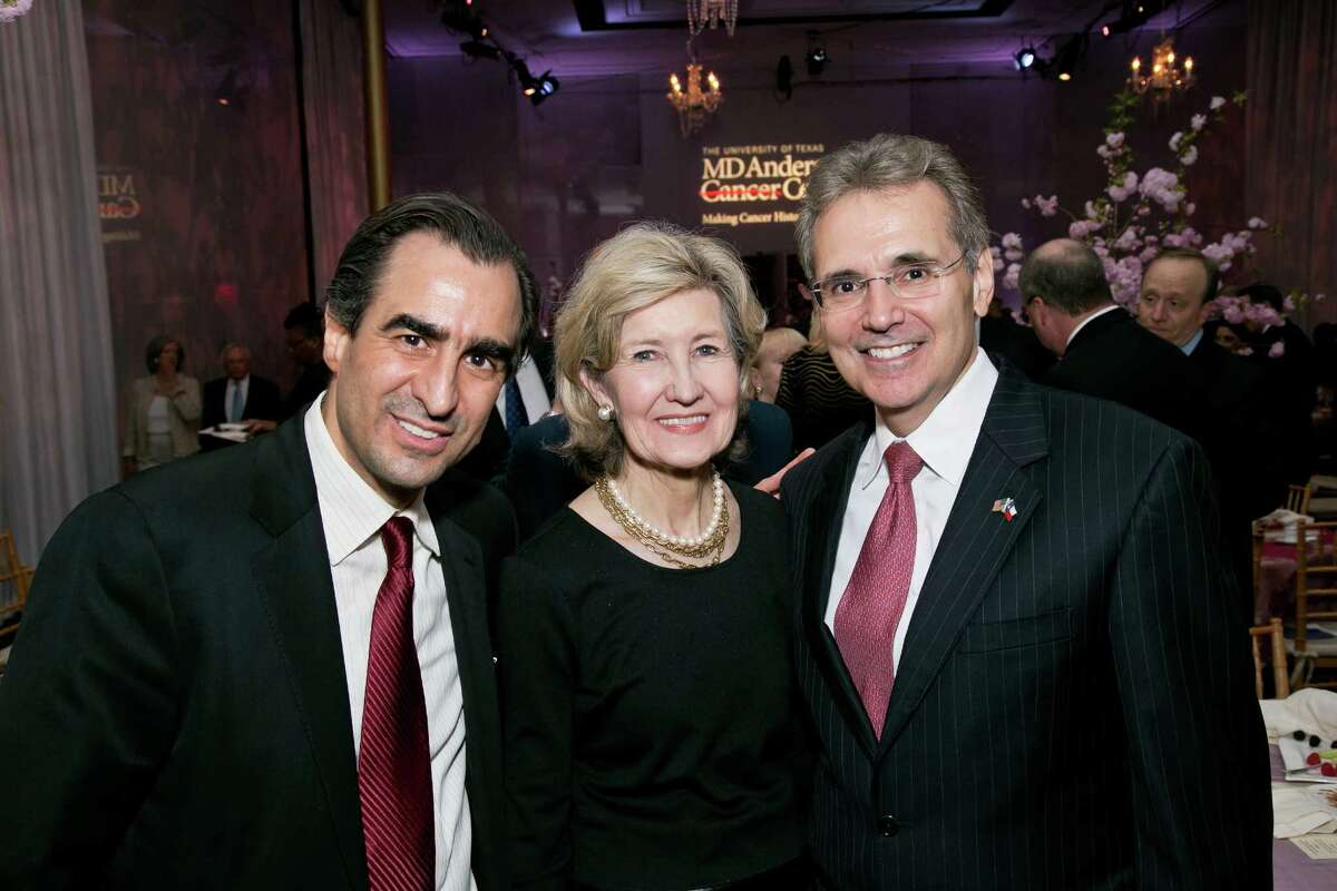 Living Legends event raises $5.2 million for MD Anderson's Moon Shots ...