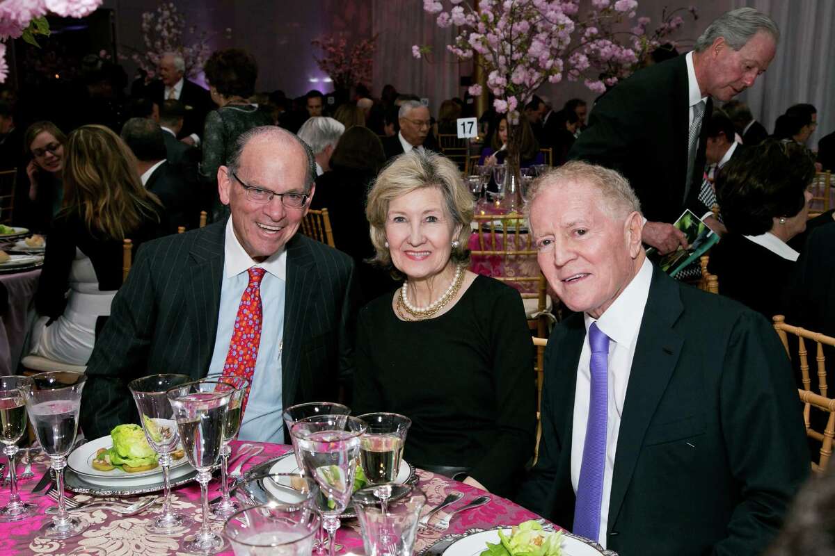 Living Legends event raises $5.2 million for MD Anderson's Moon Shots ...