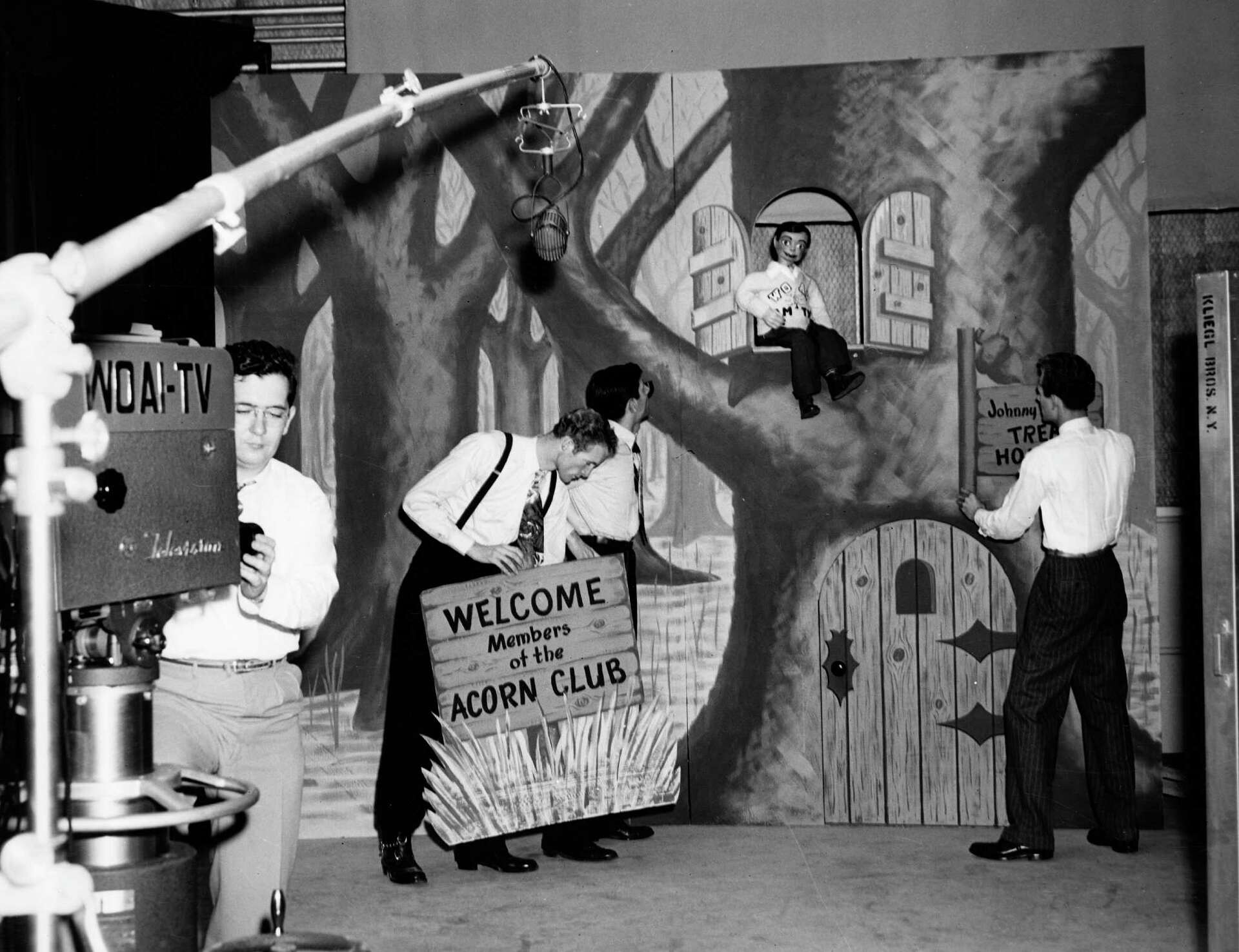 San Antonio's first TV station launched 75 years ago