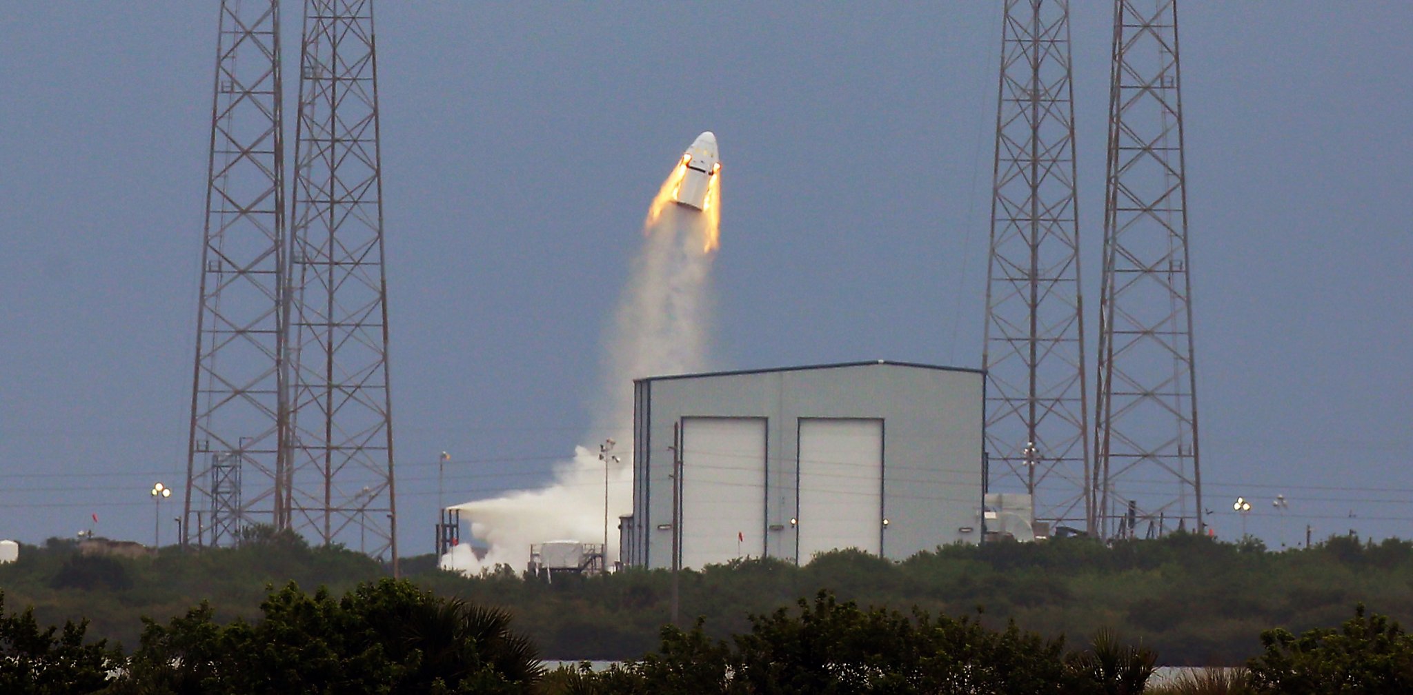 SpaceX escape capsule for astronauts makes 1st test flight - SFGate