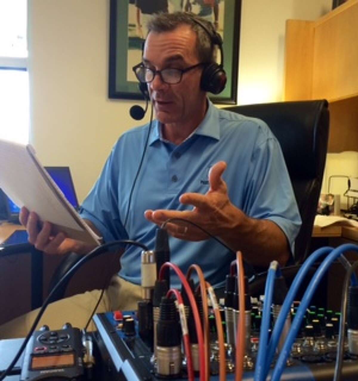 Swantek finds his niche as a host for the PGA Tour