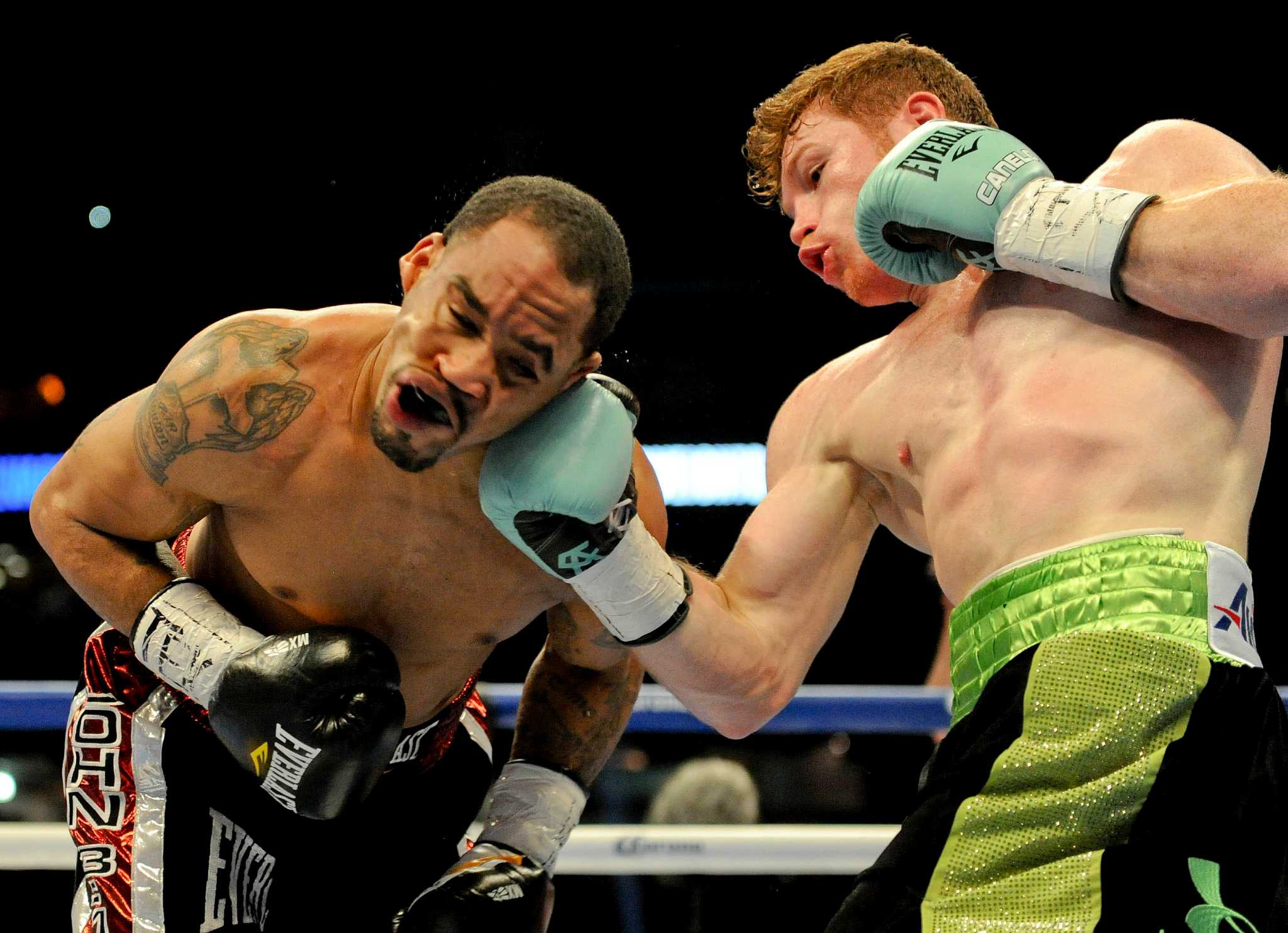 Alvarez leaves no doubt with 3rd-round knockout of Kirkland