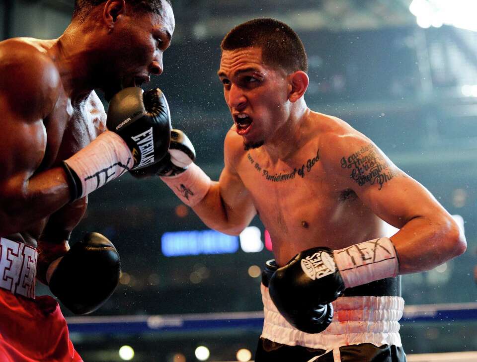 Texas boxer allegedly hit a woman with a red Ferrari he flaunts on ...